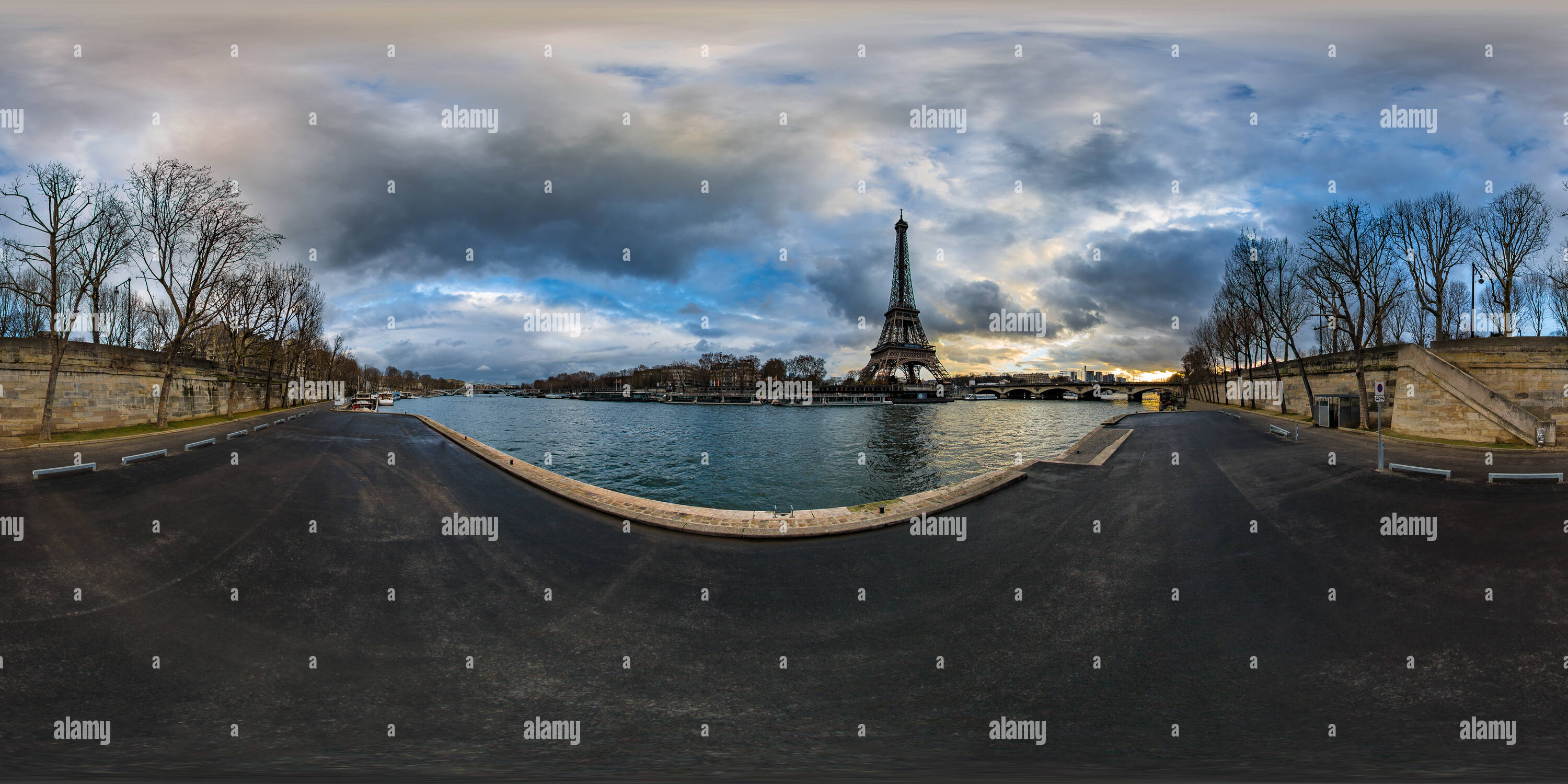 360° view of Port Debilly - Debilly Harbour - Seine River - Paris ...