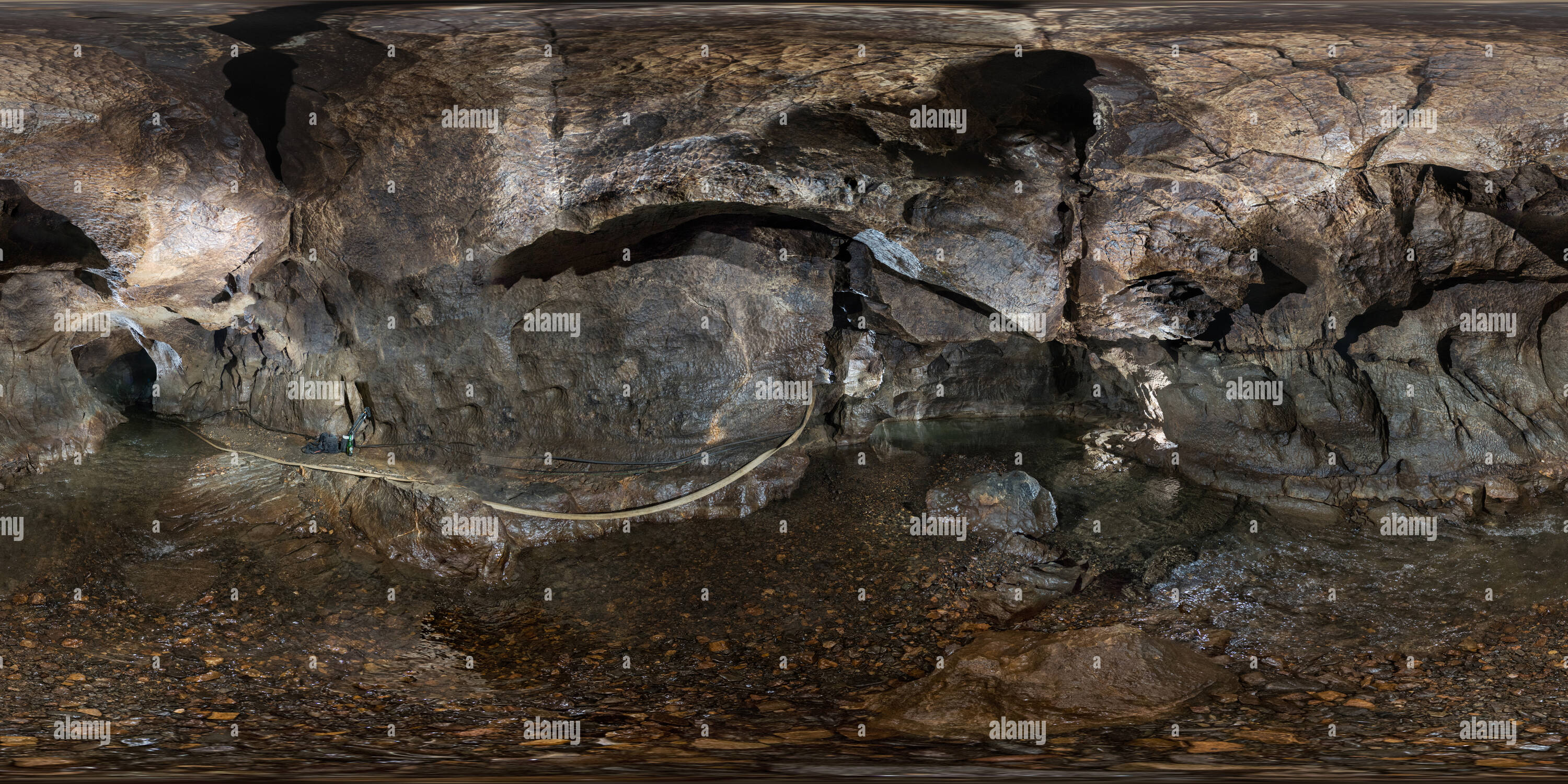 Bull rock cave hi-res stock photography and images - Alamy