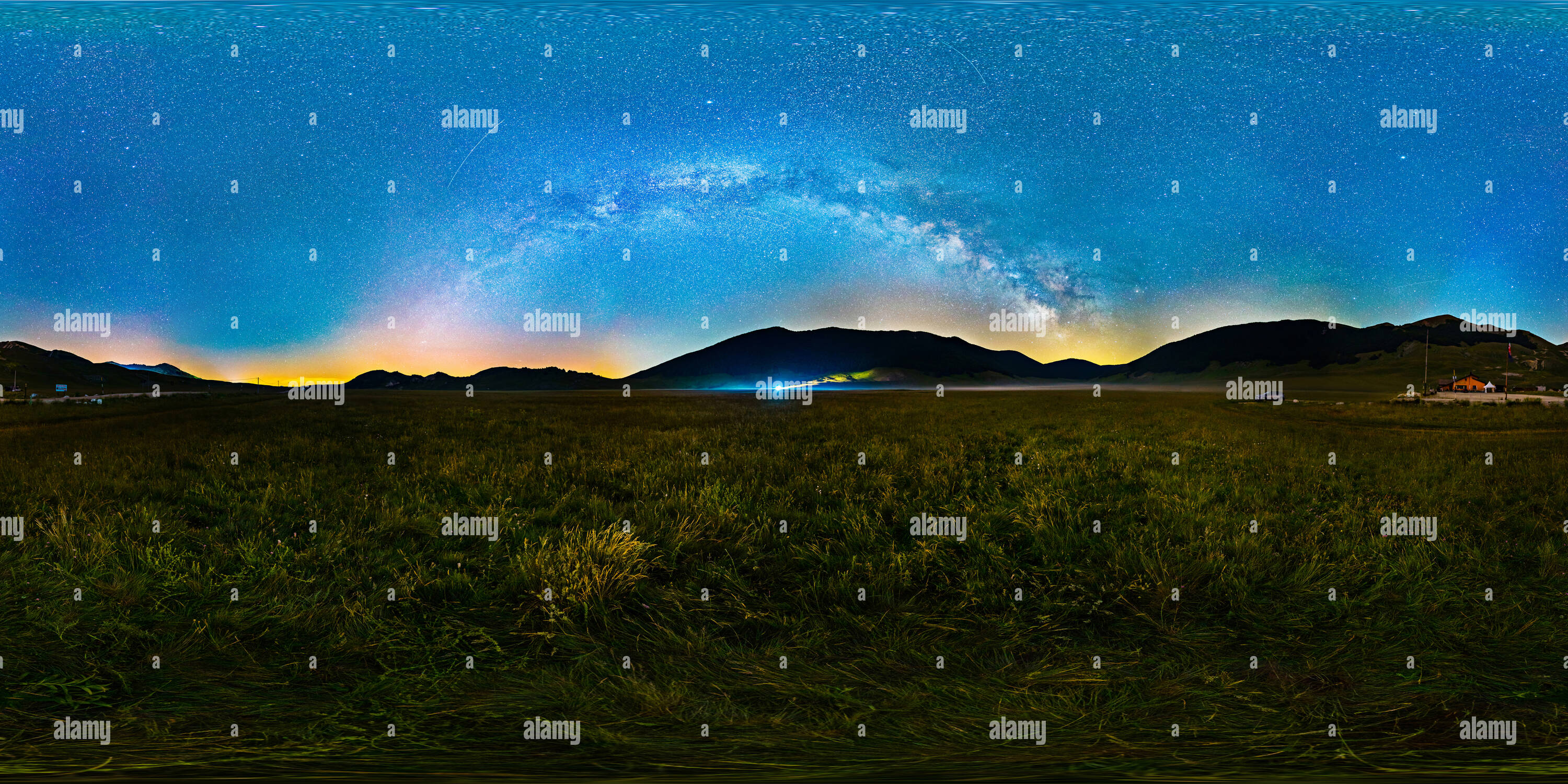 360° view of Roccaraso Milky Way - Alamy