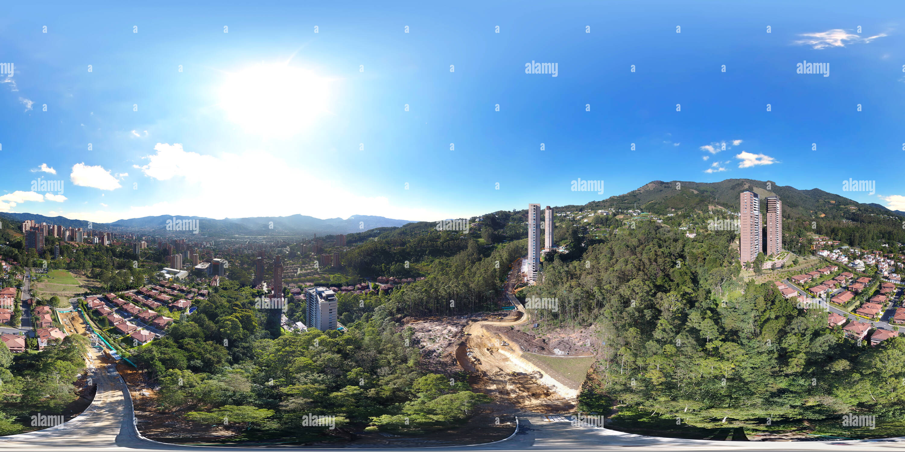 360° view of Puentes - El Poblado - Alamy