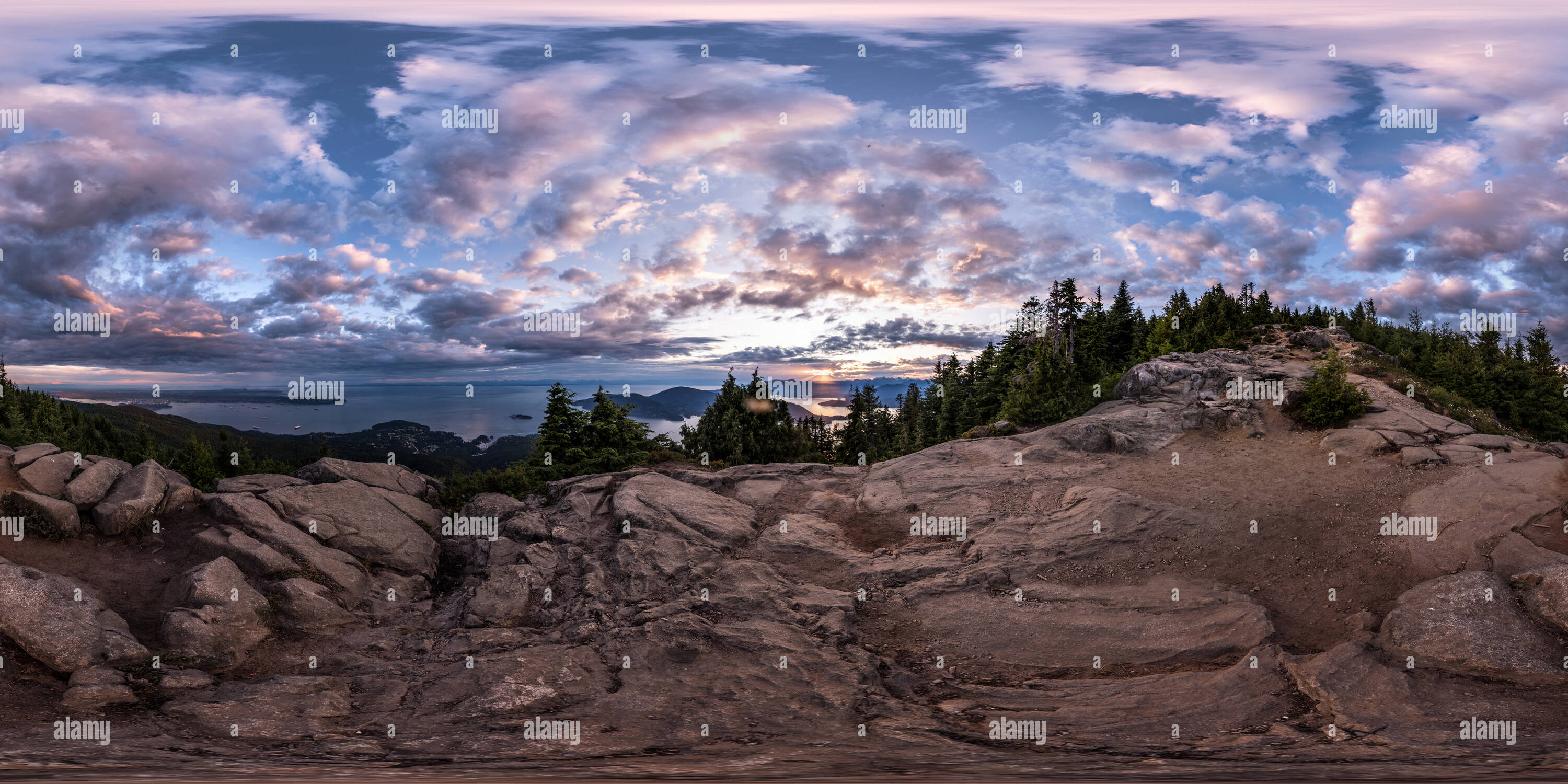 360° view of Eagles Bluff on Cypress - Alamy