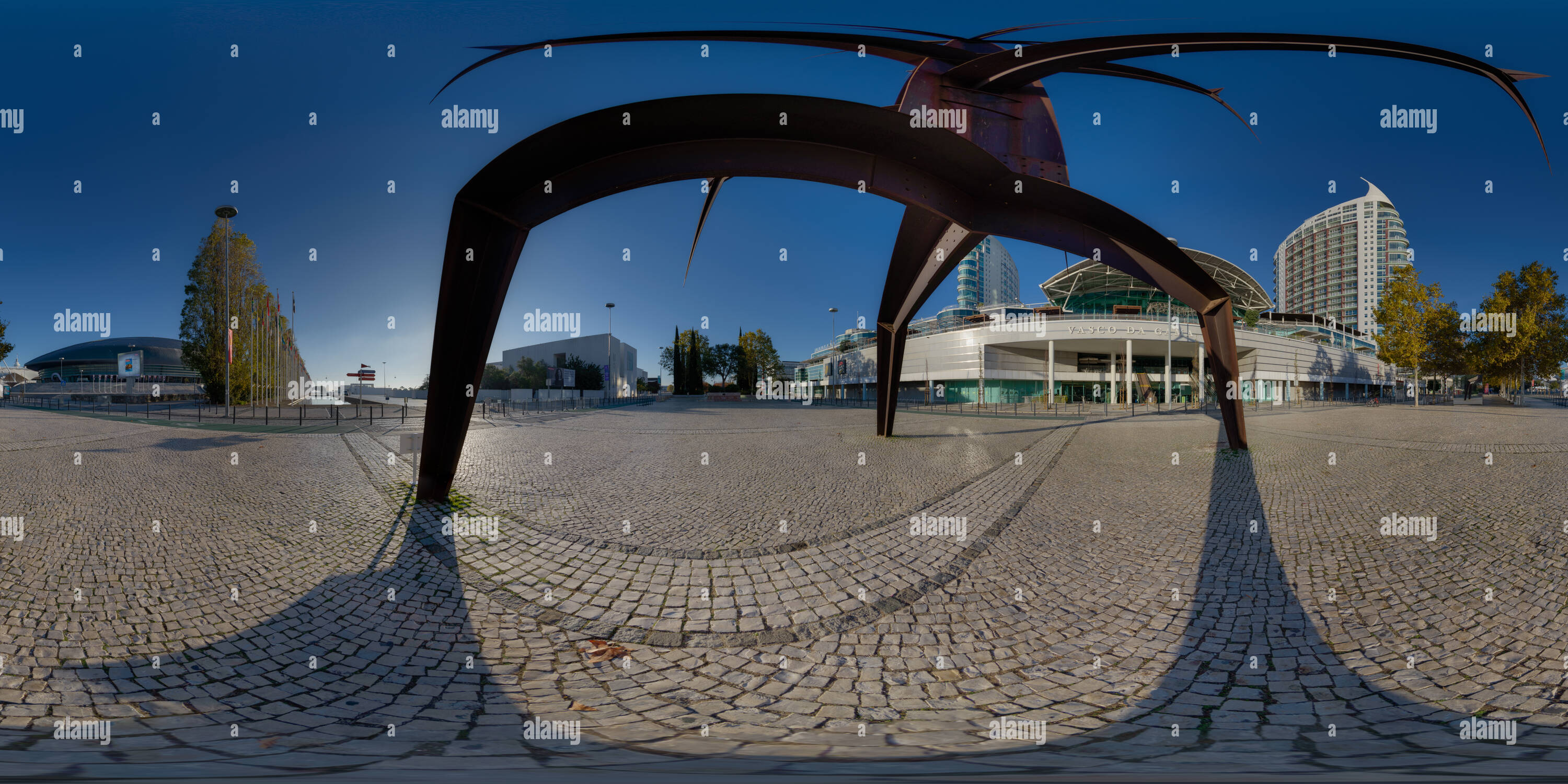 360° view of The sun man - Alamy