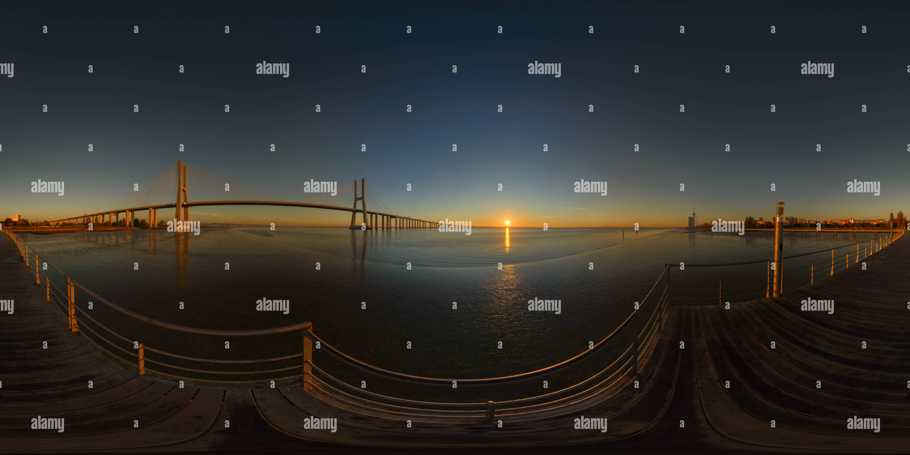 360° view of Vasco da Gama Bridge at sunrise - Alamy
