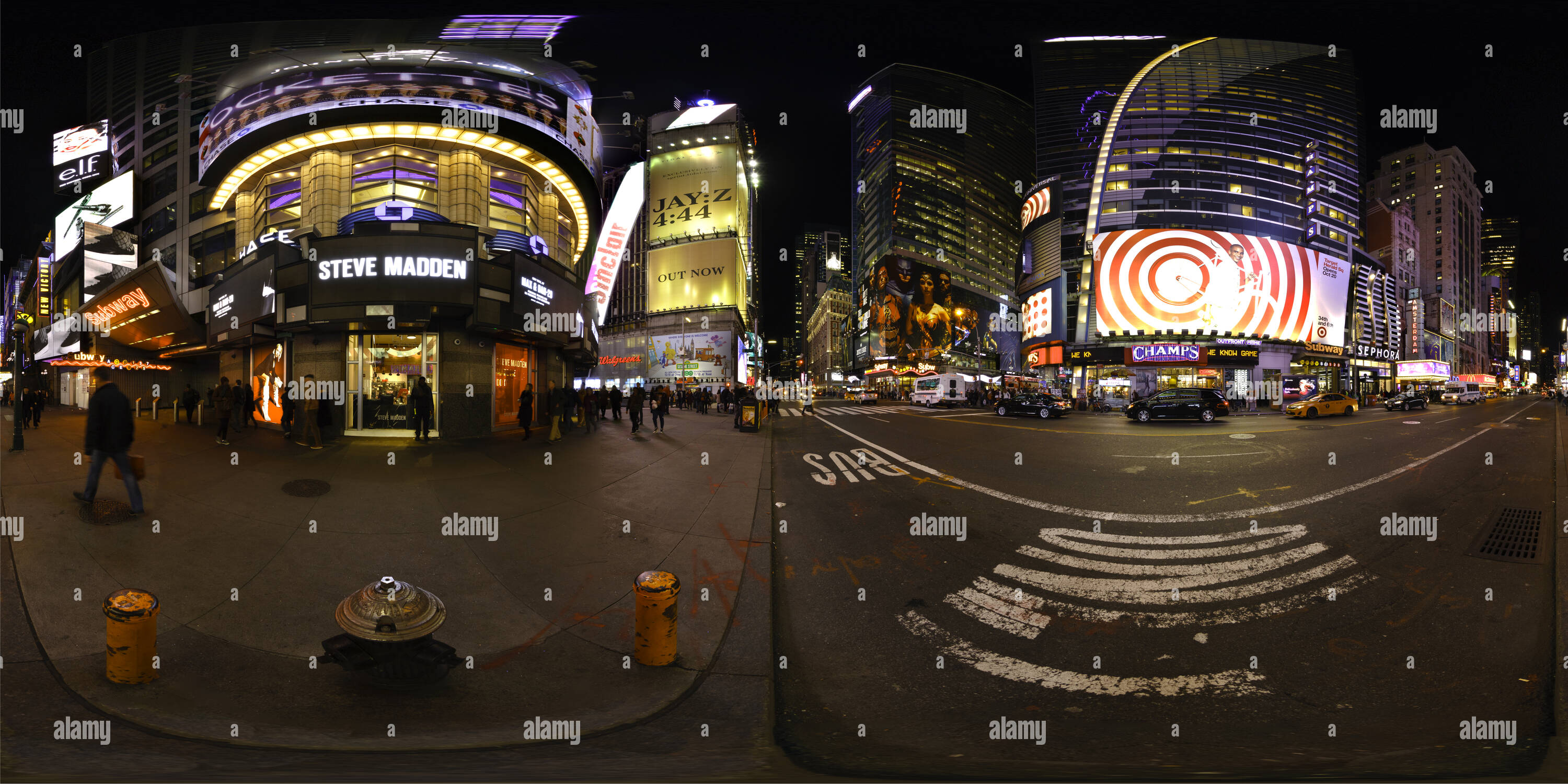 360° view of Manhattan NYC Times Square Theater District Evening VR 360 ...