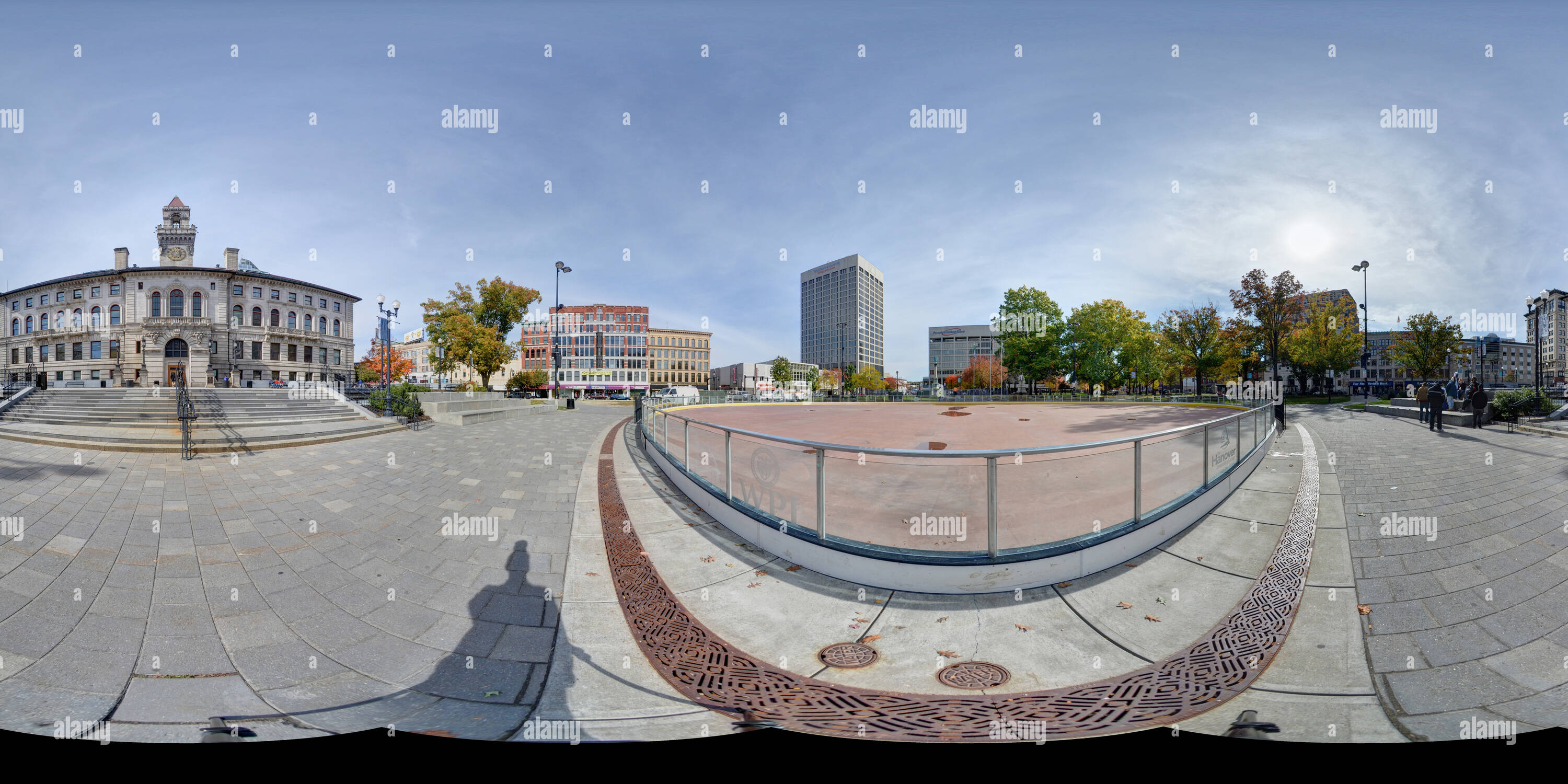 360° view of The City Hall and Common, Worcester, Massachusetts - Alamy