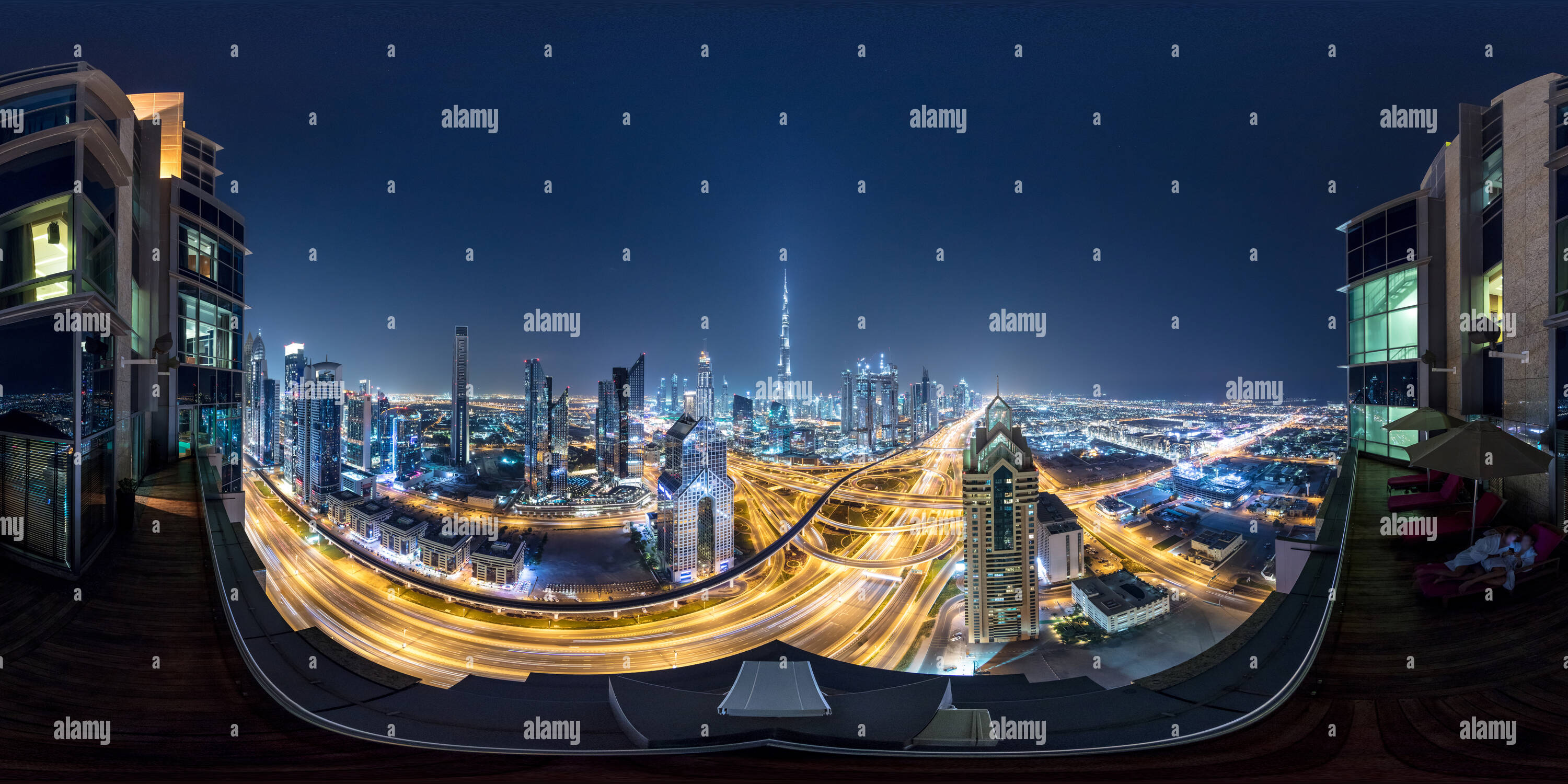 360° view of Iconic view of Downtown Dubai - Alamy