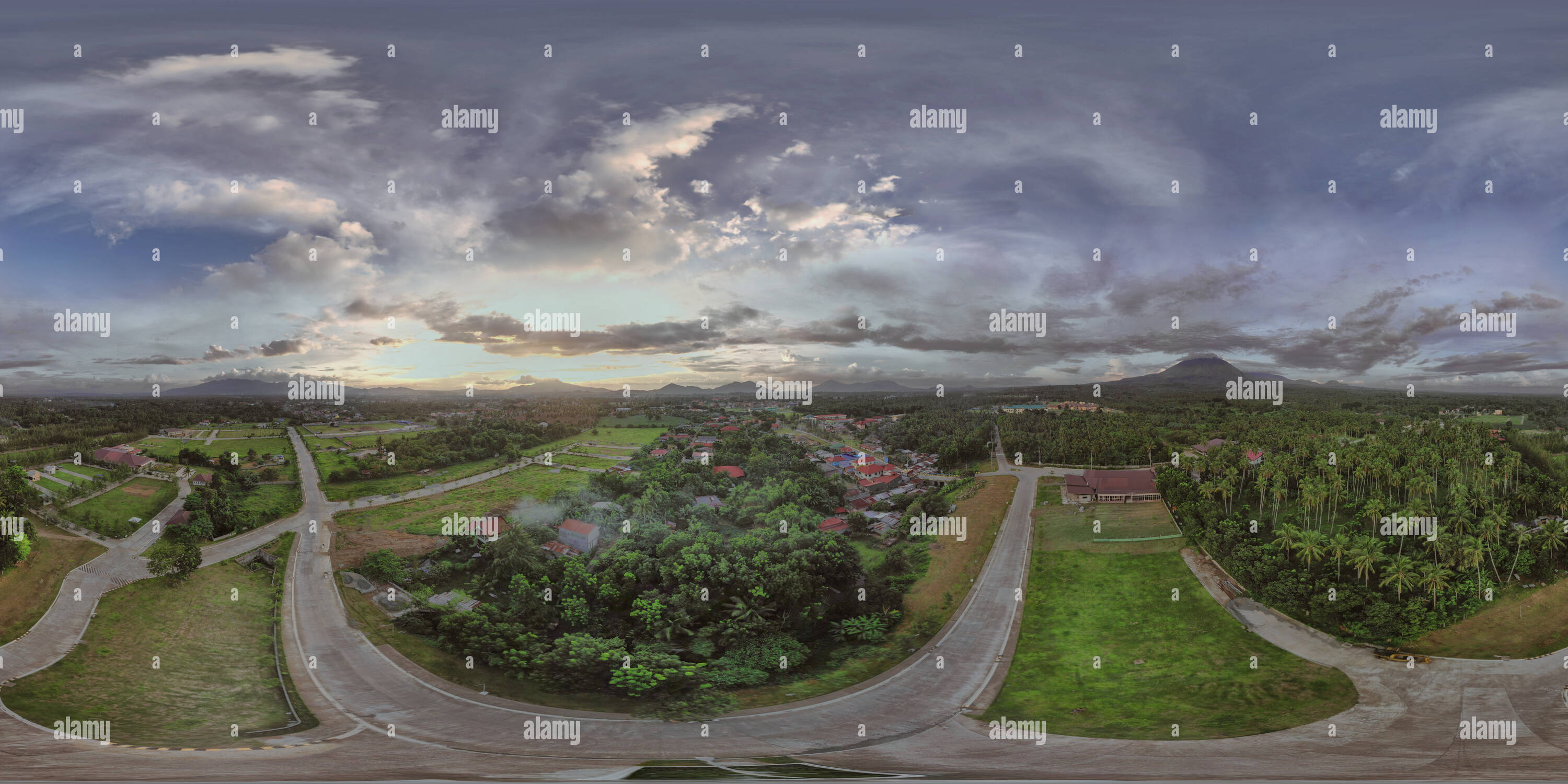 360° view of Sunset at an Intersection to a Cemetery at San Pablo City ...