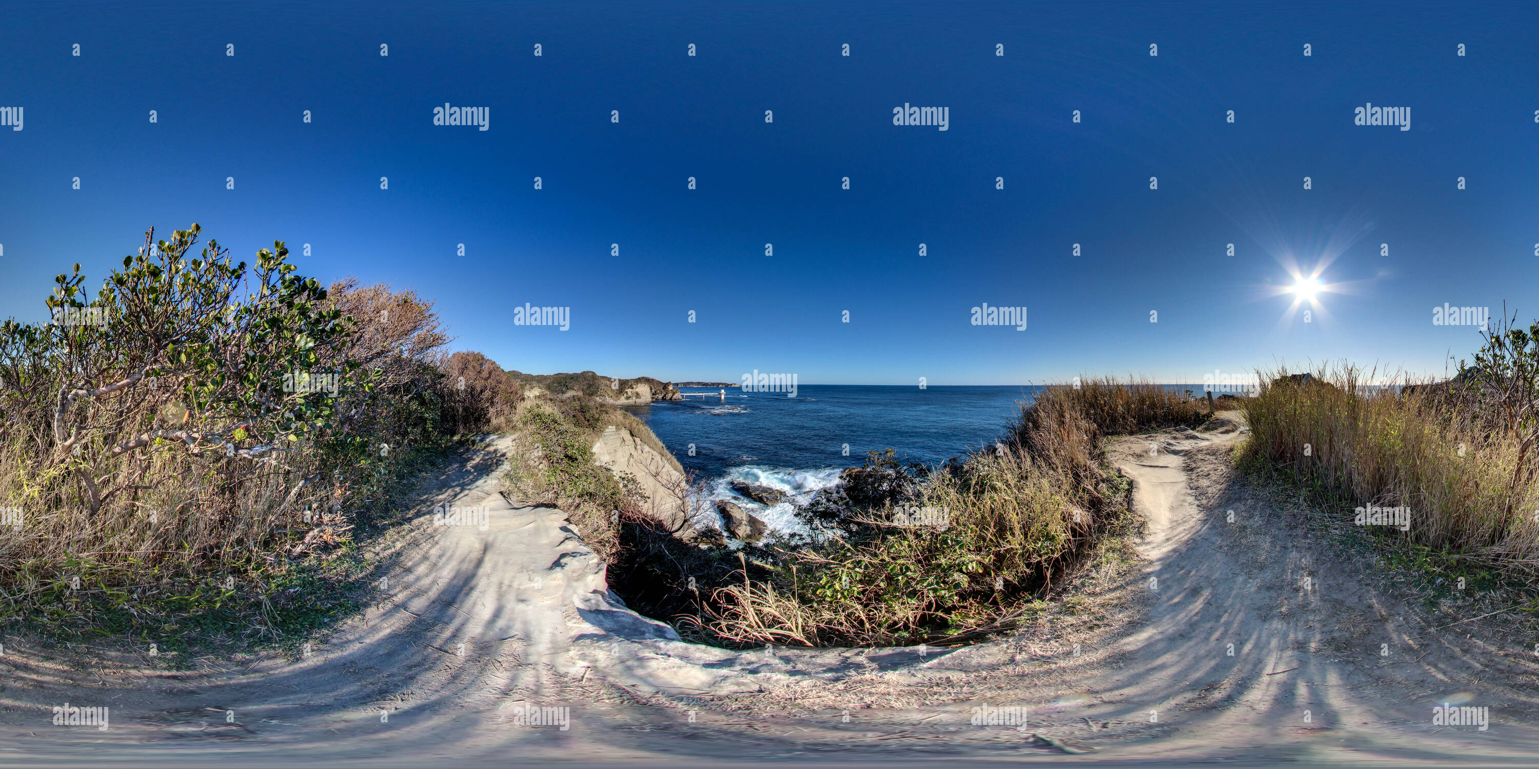 360° view of Superb view that you can see the Japanese sea from the top ...