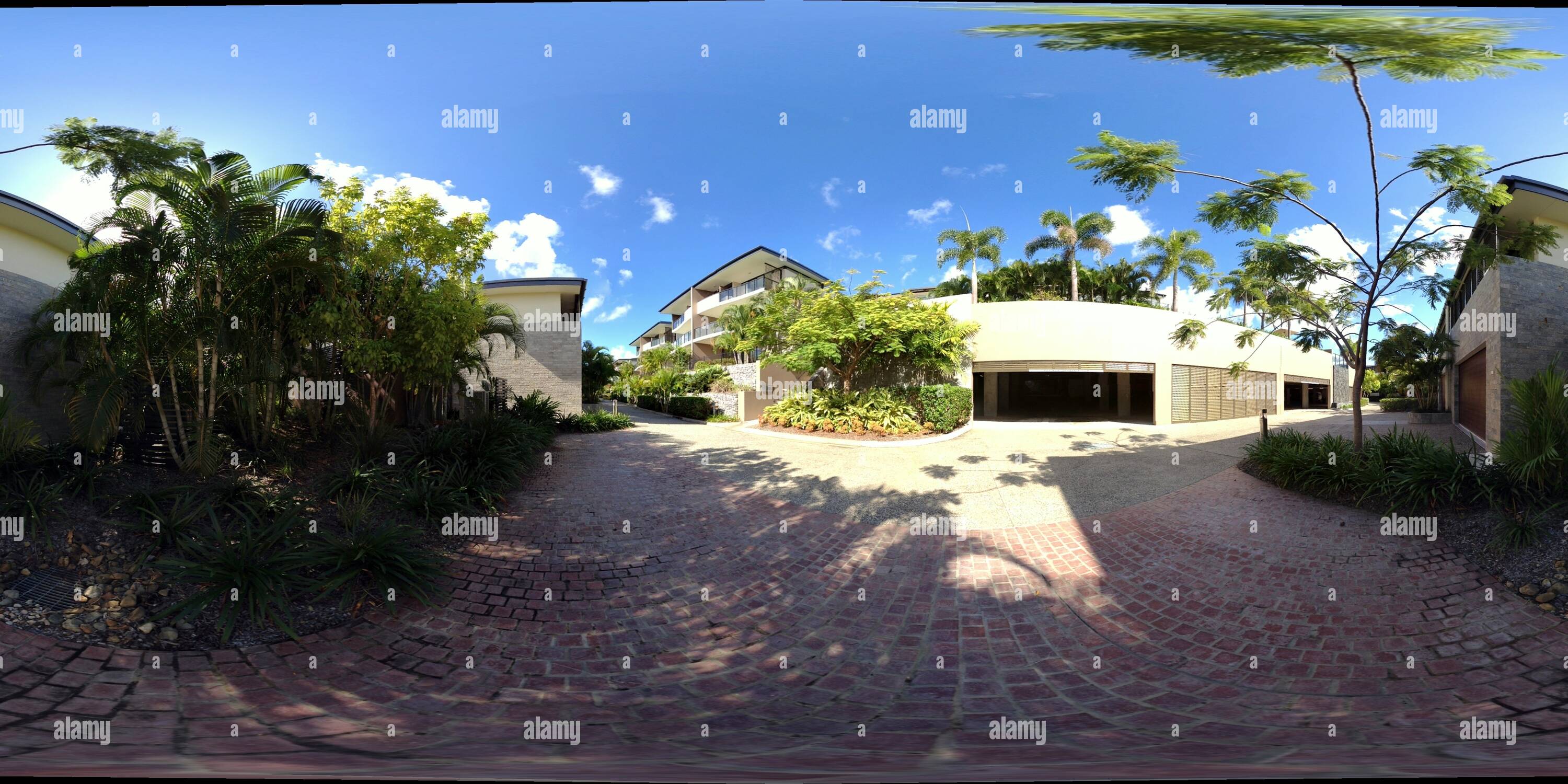 360° view of Whisper Bay driveway and parking garage - Alamy