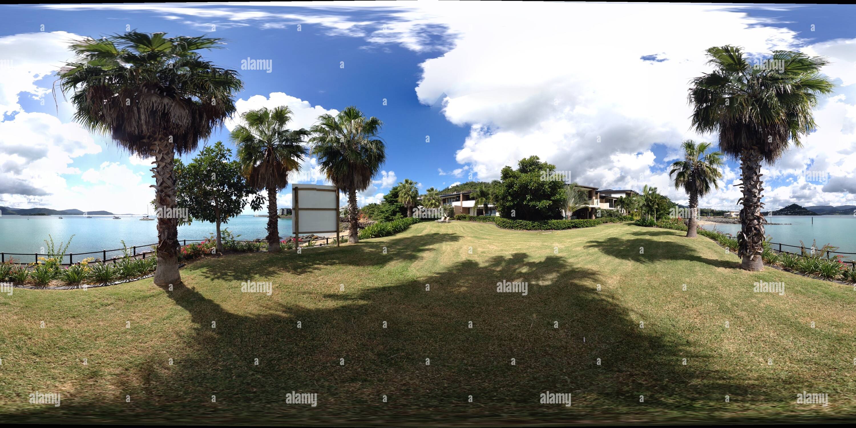 360° view of Whisper Bay peninsula lawns - Alamy