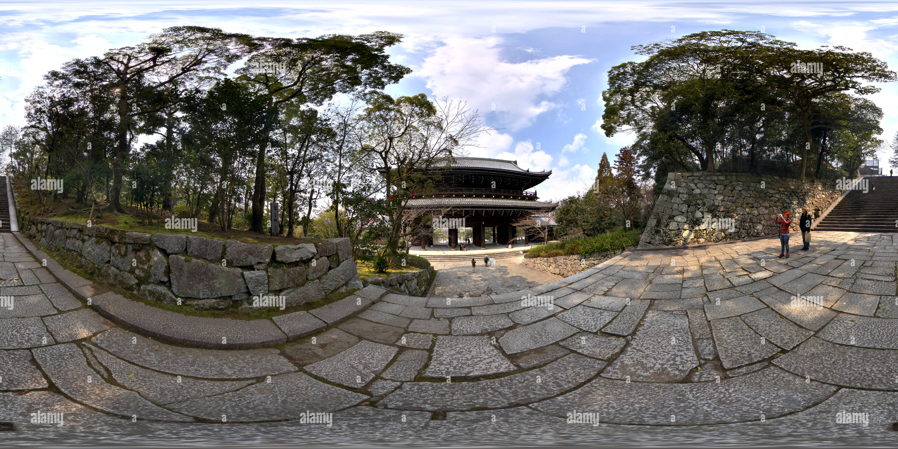 360° view of Japan, Kyoto, Chion In Temple, Sanmon Gate - Alamy