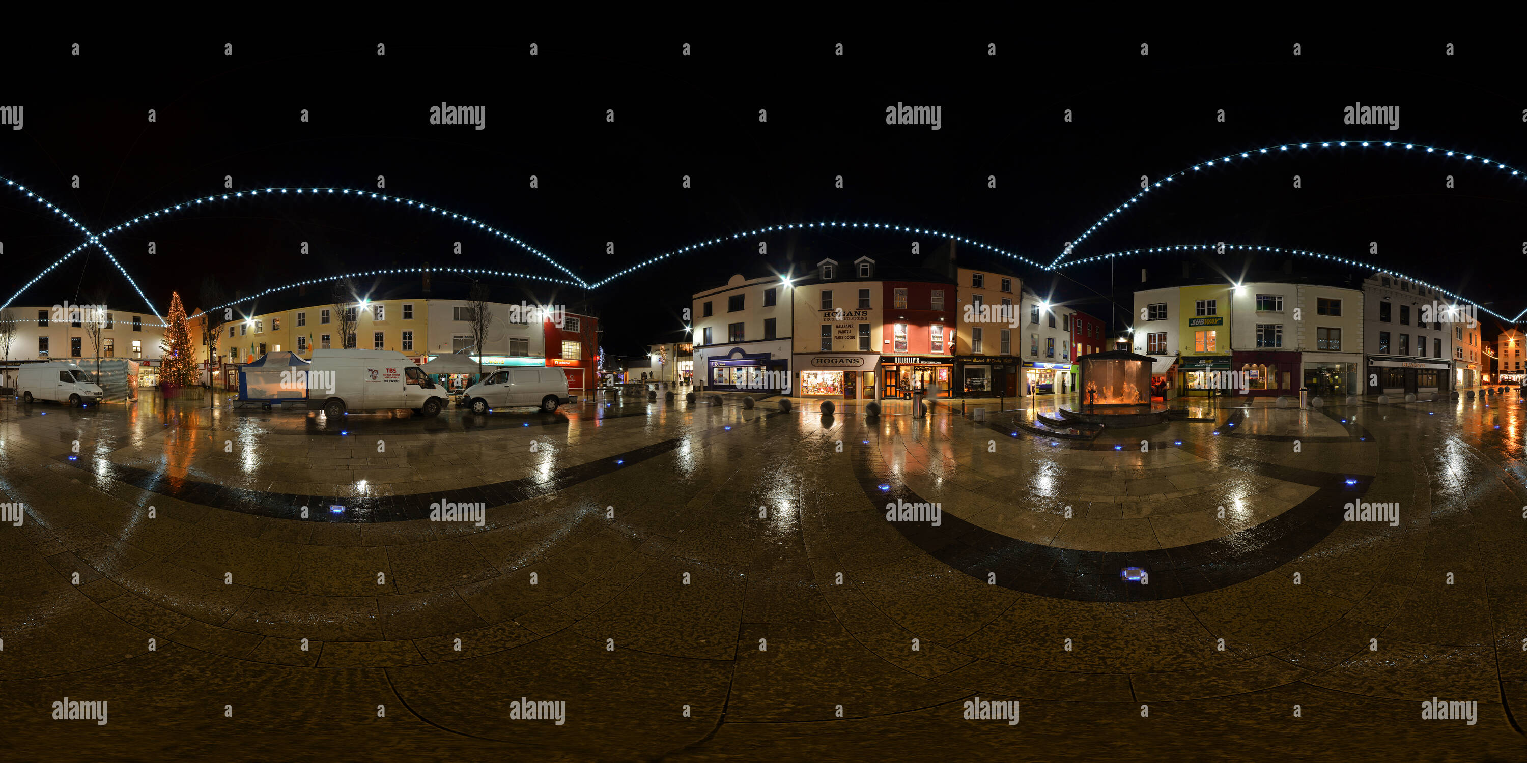 360° view of The Square by night, Tralee, Kerry county, Ireland - Alamy
