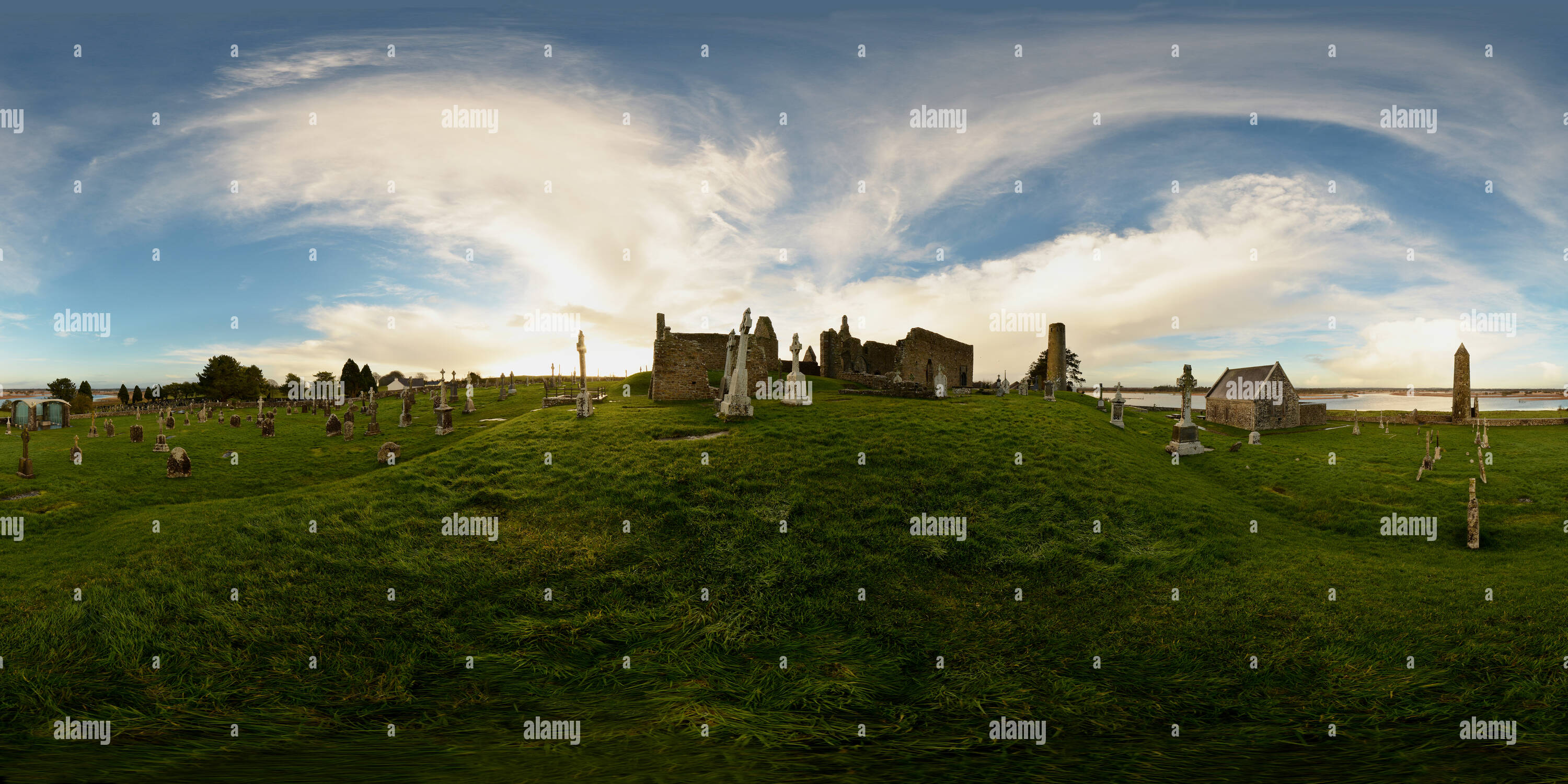 360° view of Clonmacnoise, Ireland. North view - Alamy