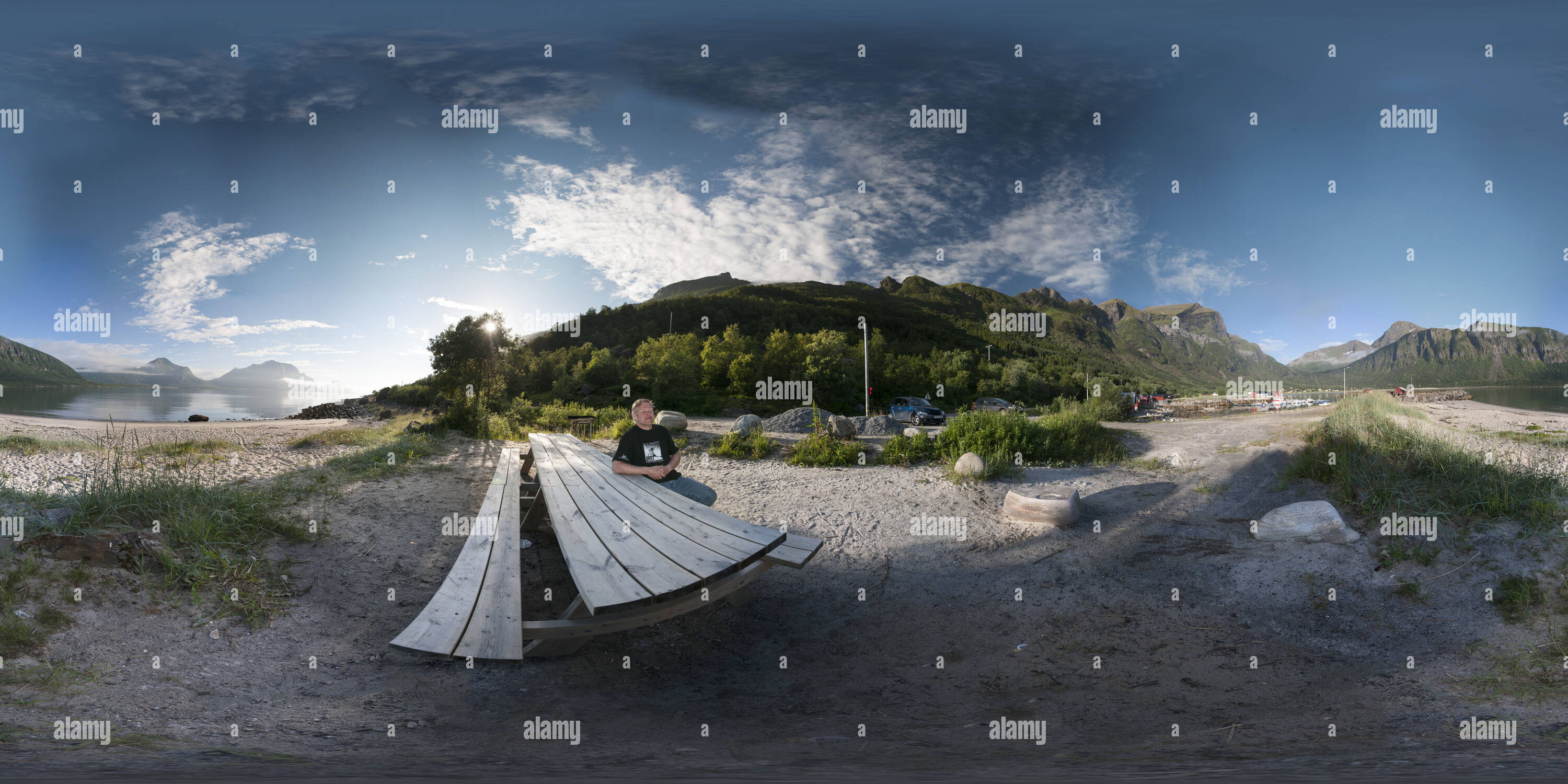 360° view of midsummer evening in Storvika, Gildeskål - Alamy