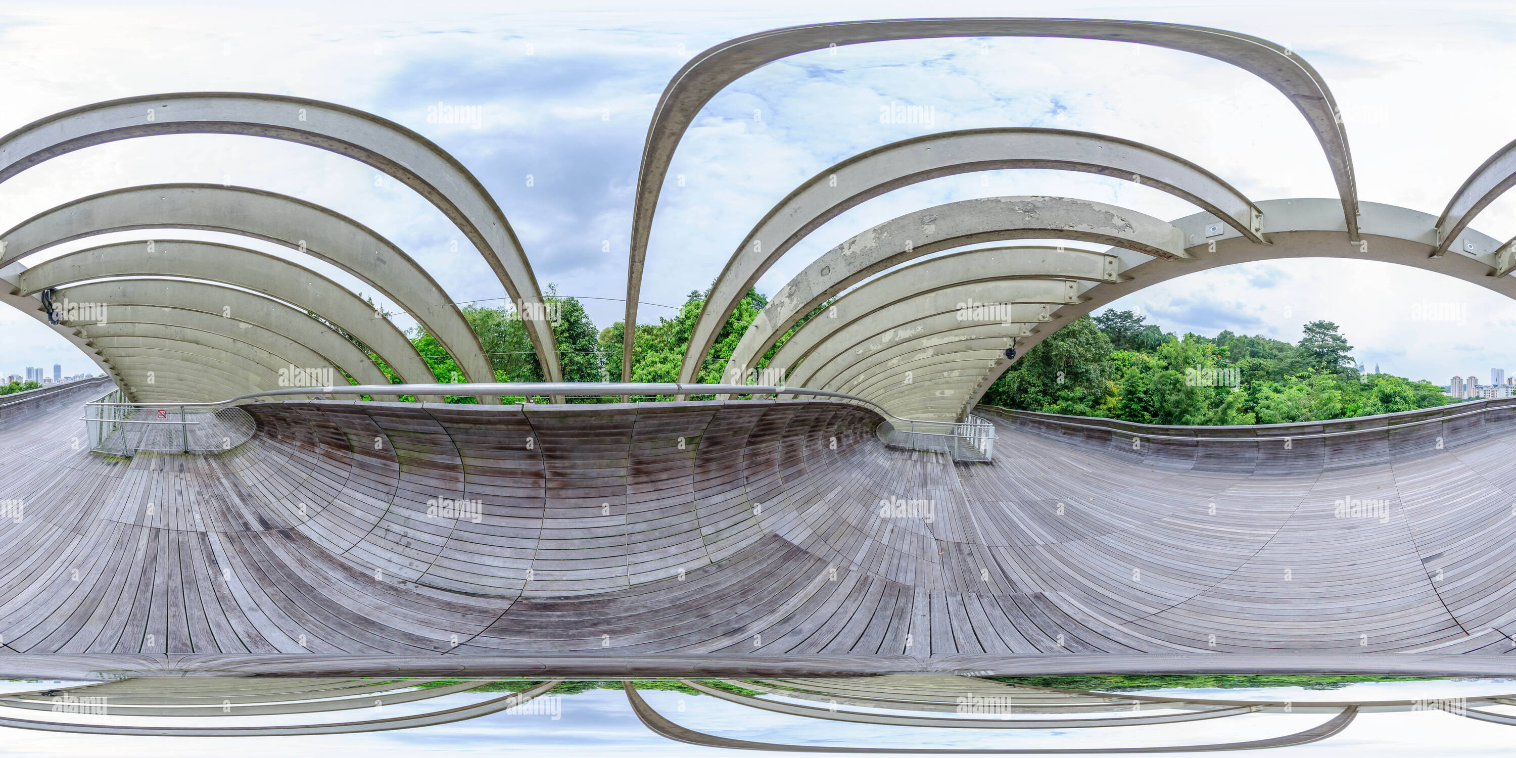 360° view of Top of Henderson Wave Bridge - Alamy