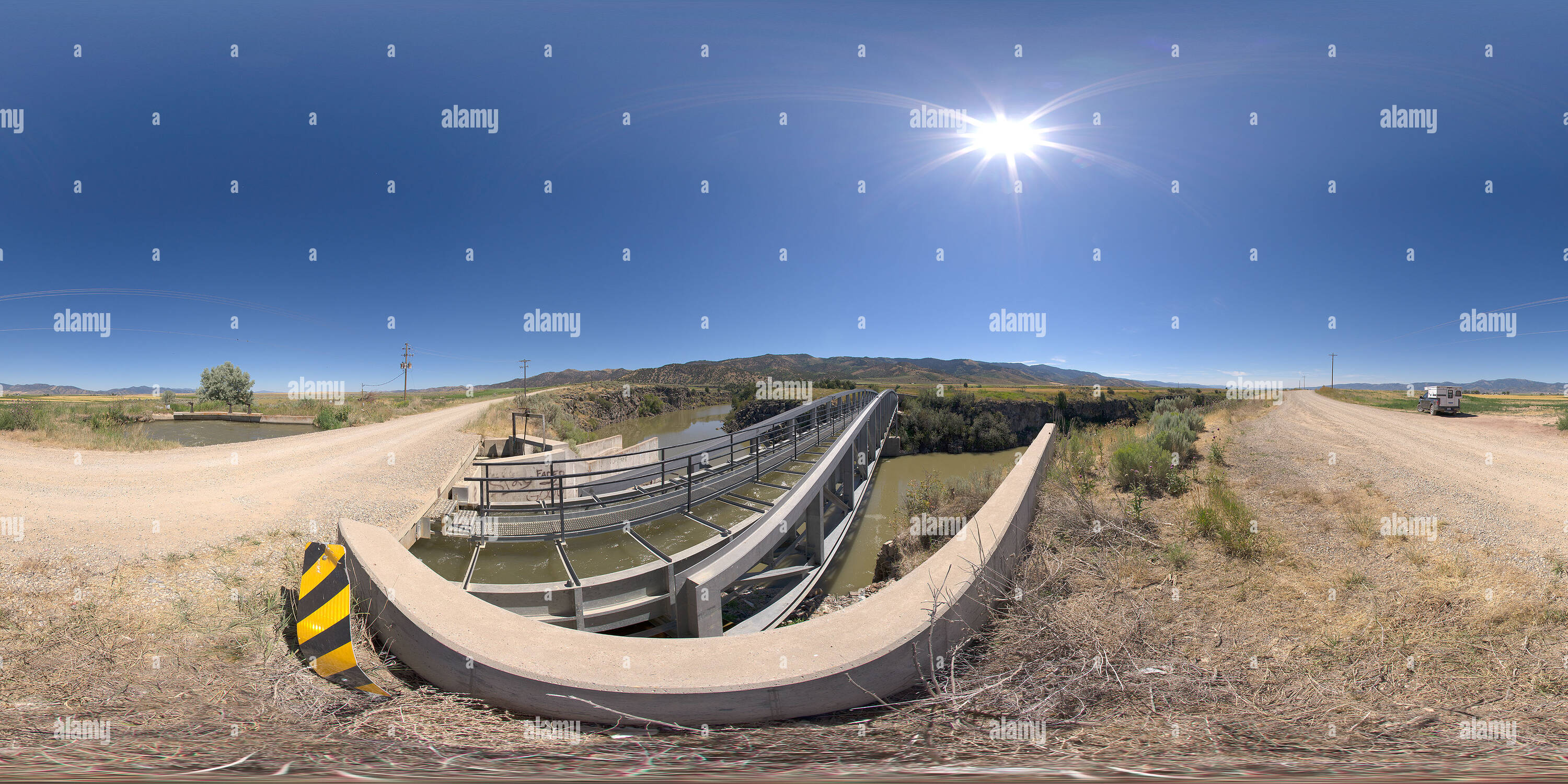 360° view of Tanner Canal Bridge over the Bear River - Alamy