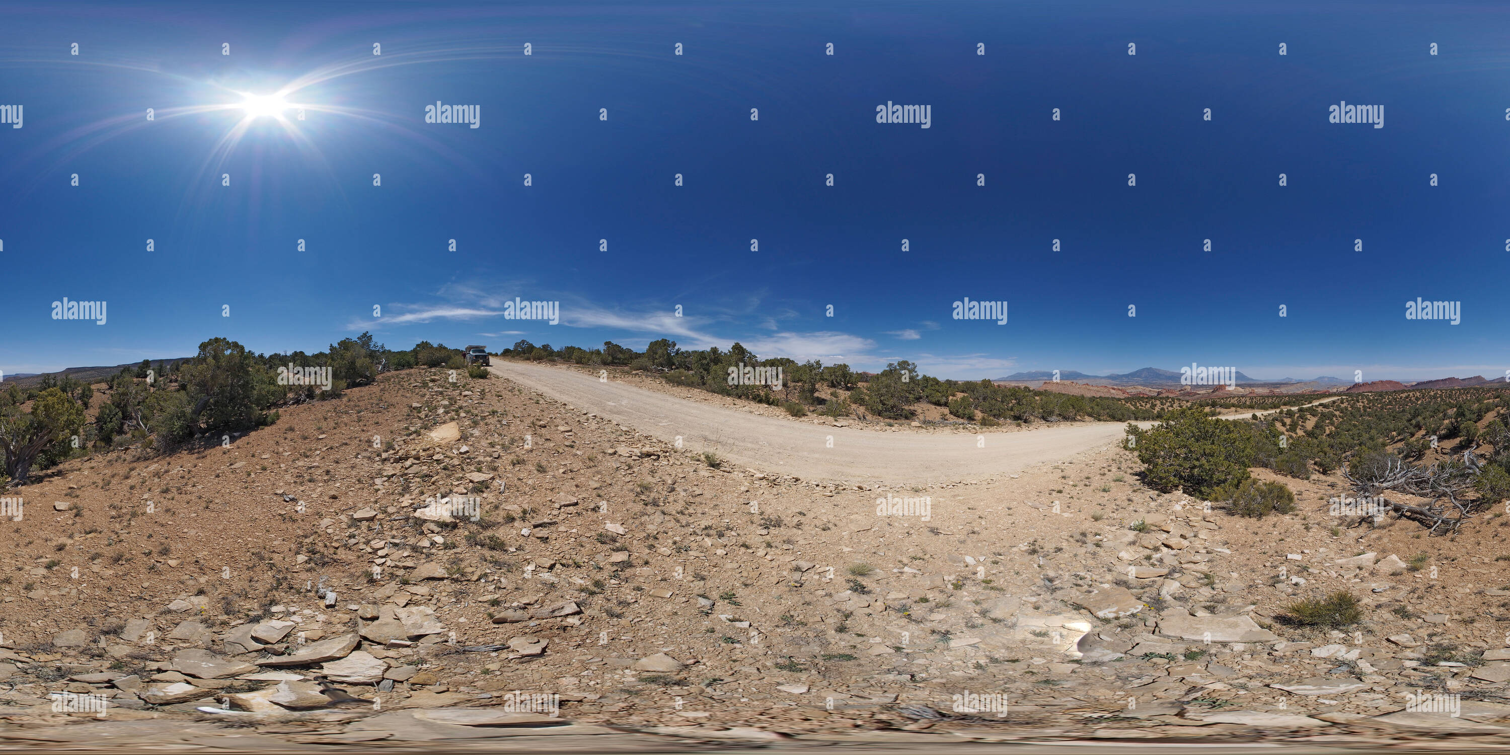 360° view of West of the Waterpocket Fold on the Burr Trail - Alamy