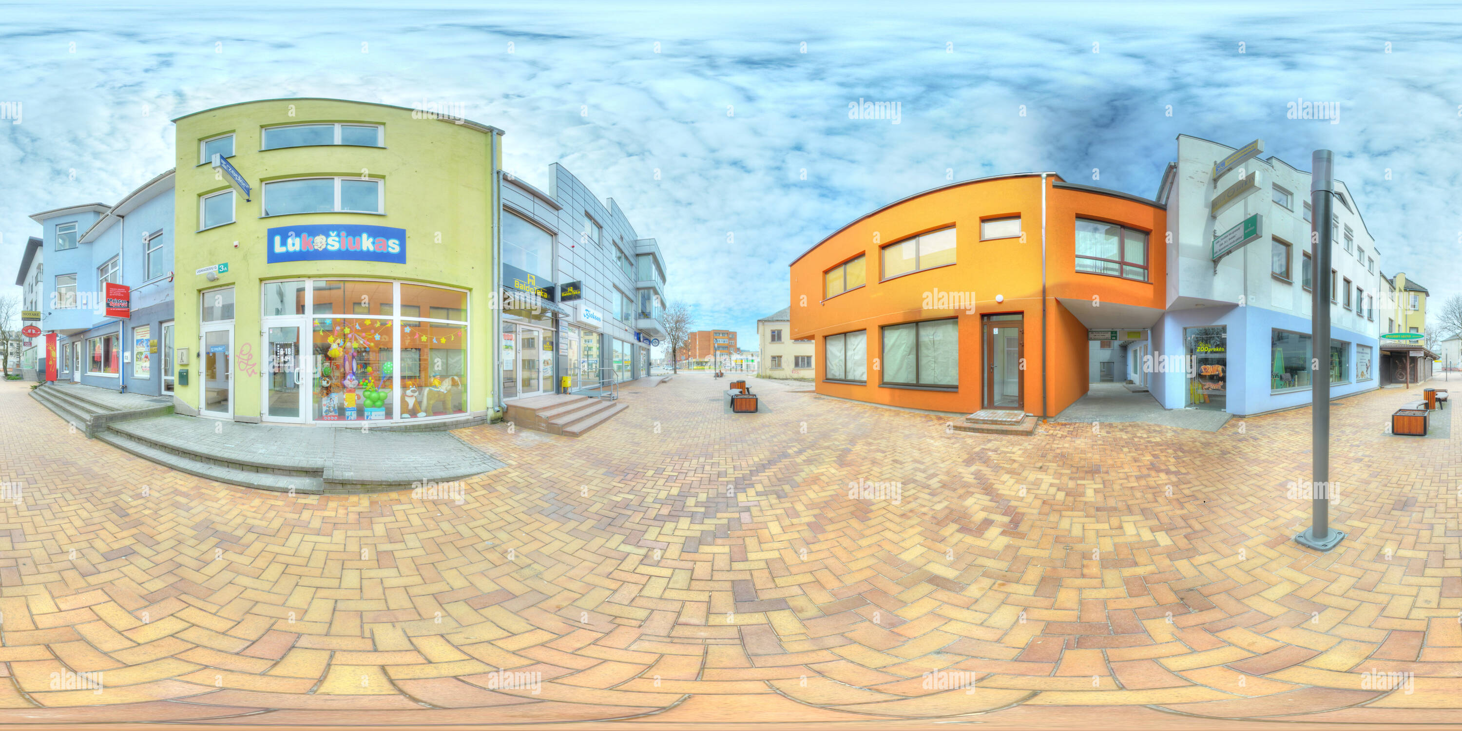 360° view of Ugnegesiu g, Alytus Kovo28 2014 - Alamy