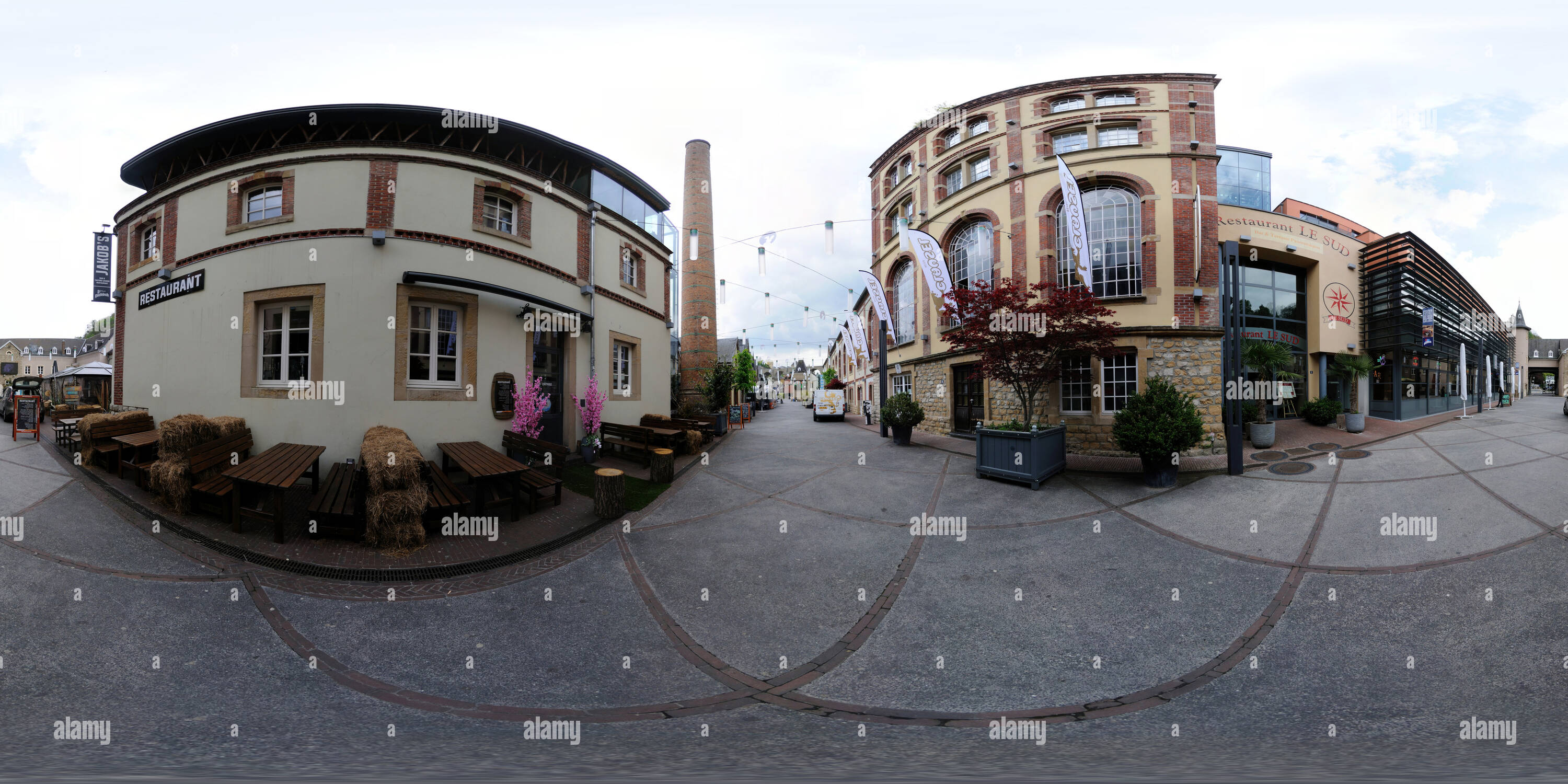360° view of Rue Emile Mousel - Alamy
