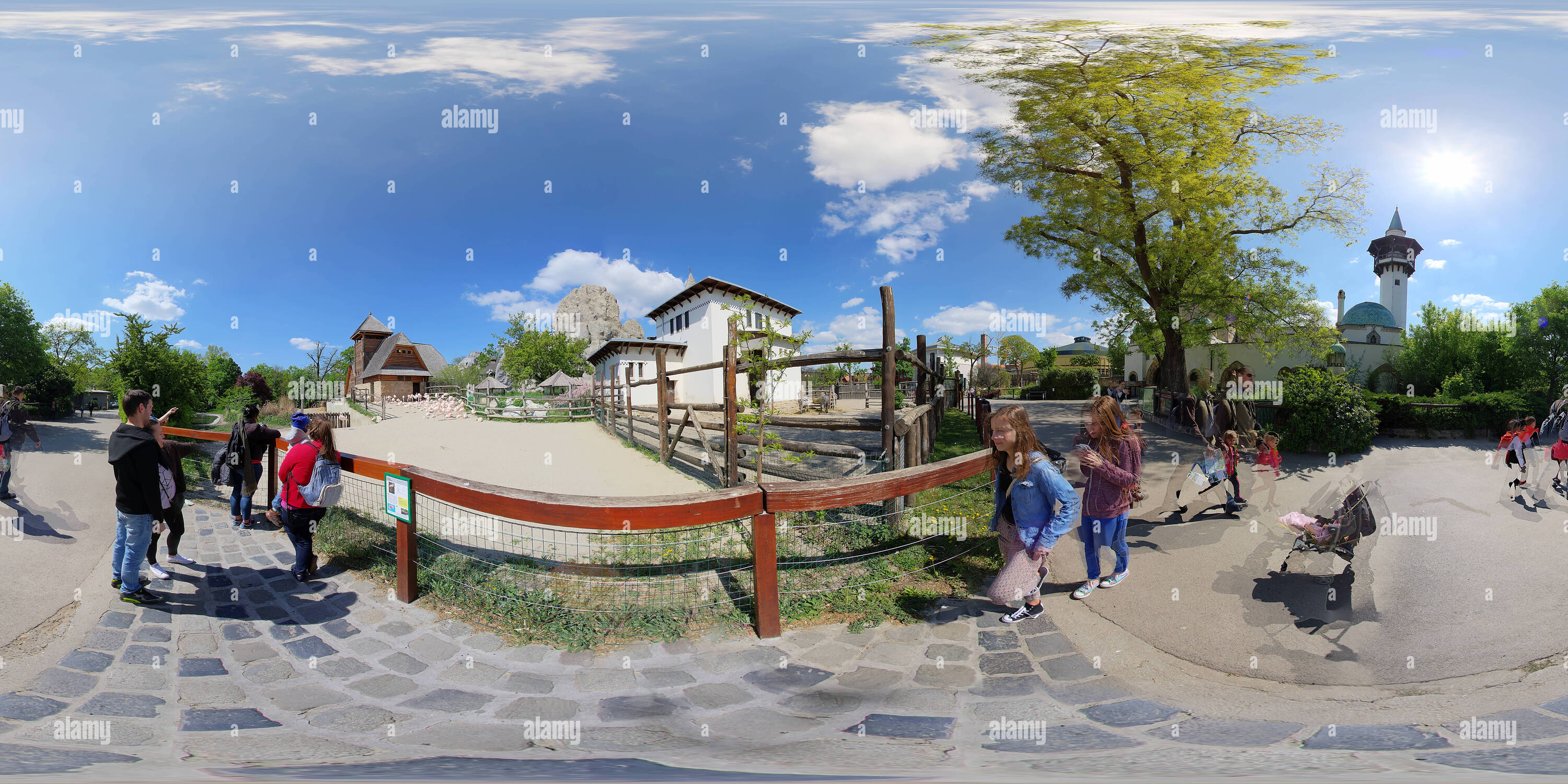 360° view of Budapest Zoo Budapest Zoo 04 - Alamy