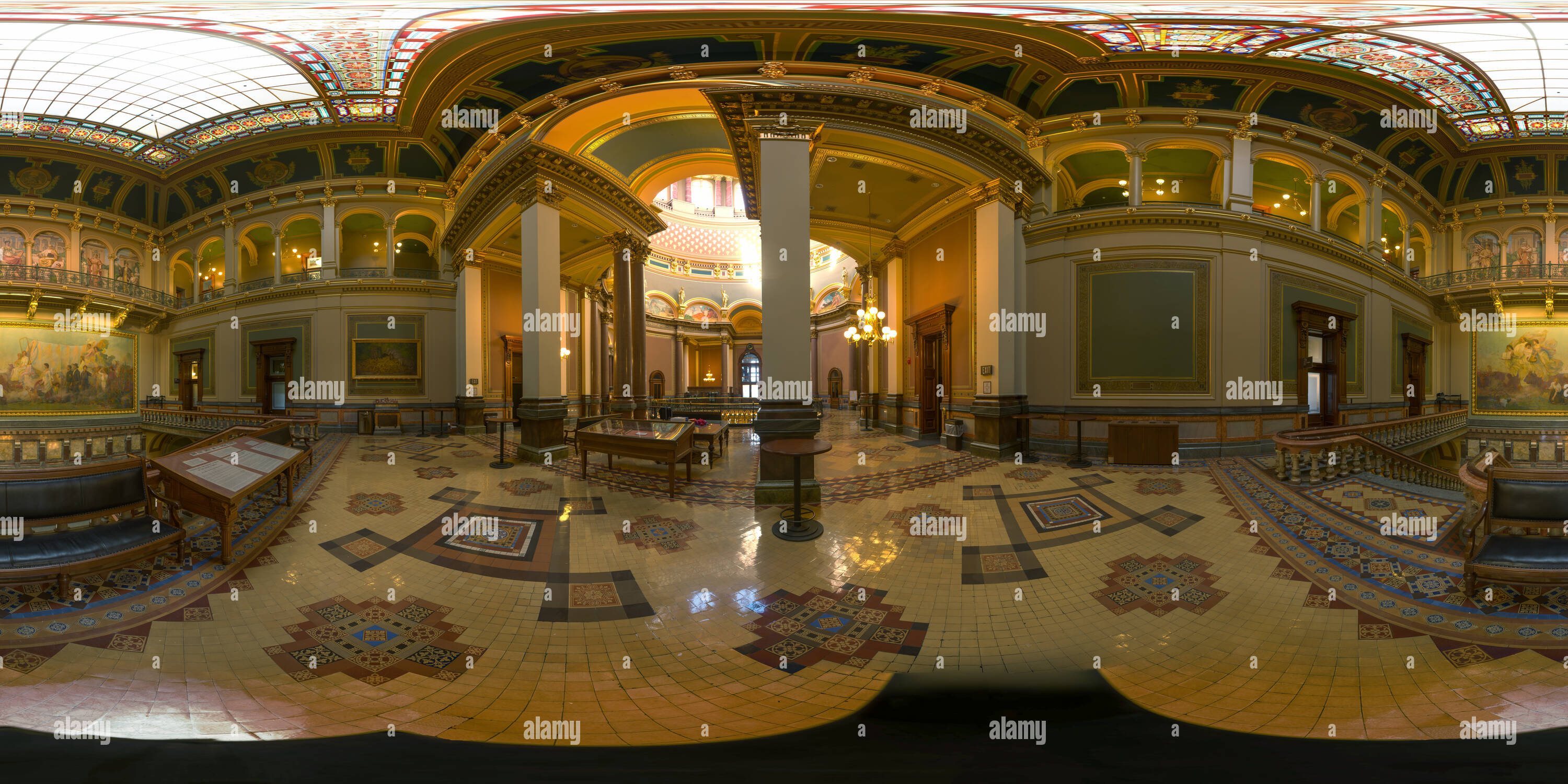 360° view of State Capital of Iowa - 2nd floor East side - Alamy