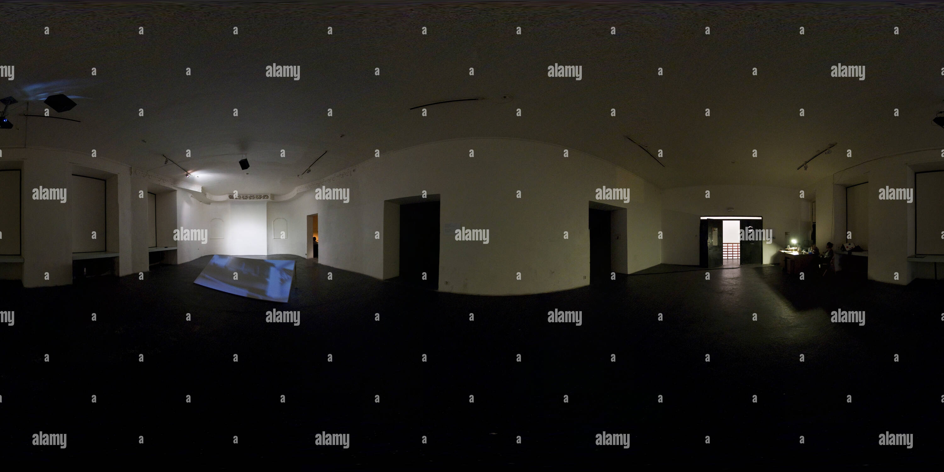 360° view of Roxy - NoD - Alamy