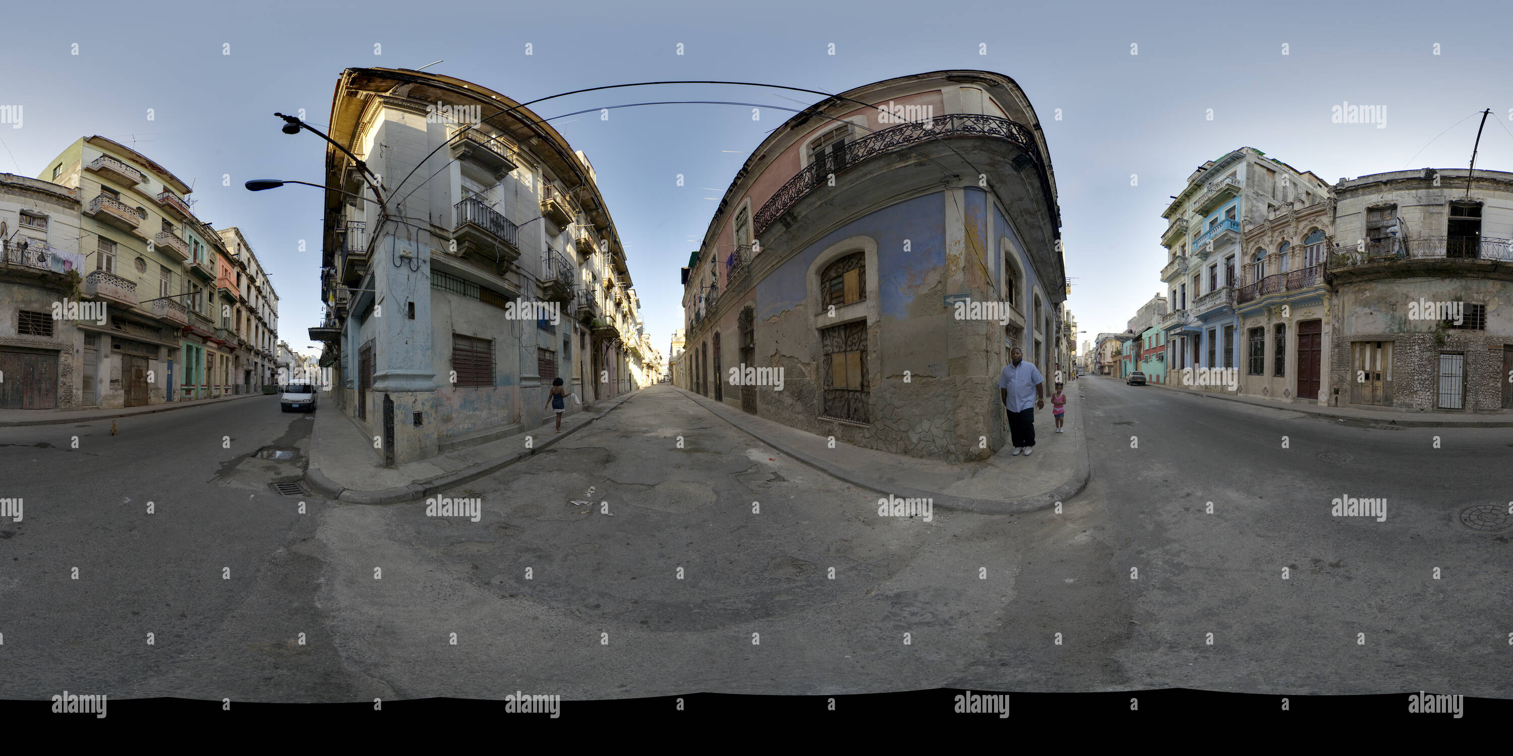 360° view of Walking the kids to school - Alamy