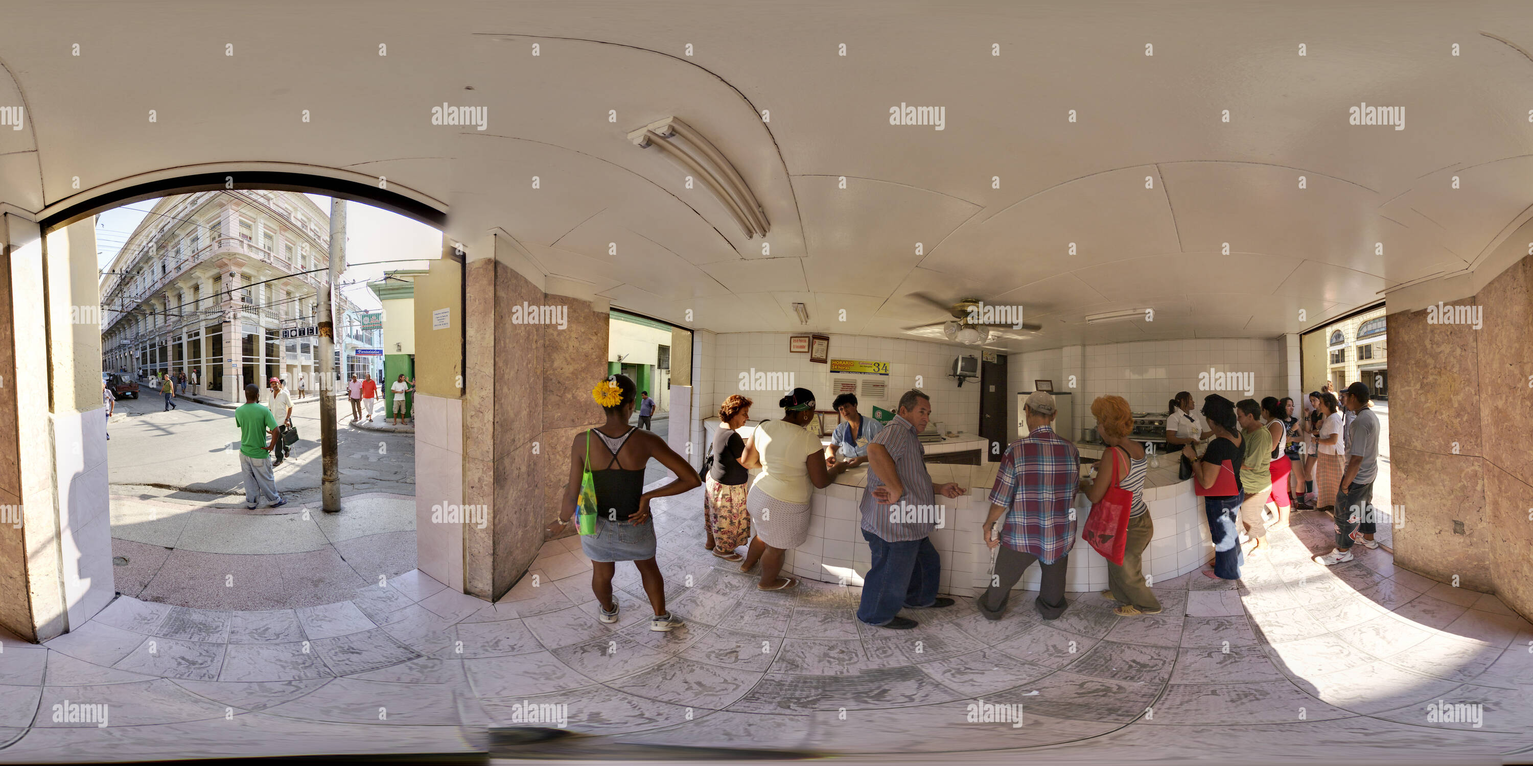 360° view of a Food Shop - Alamy