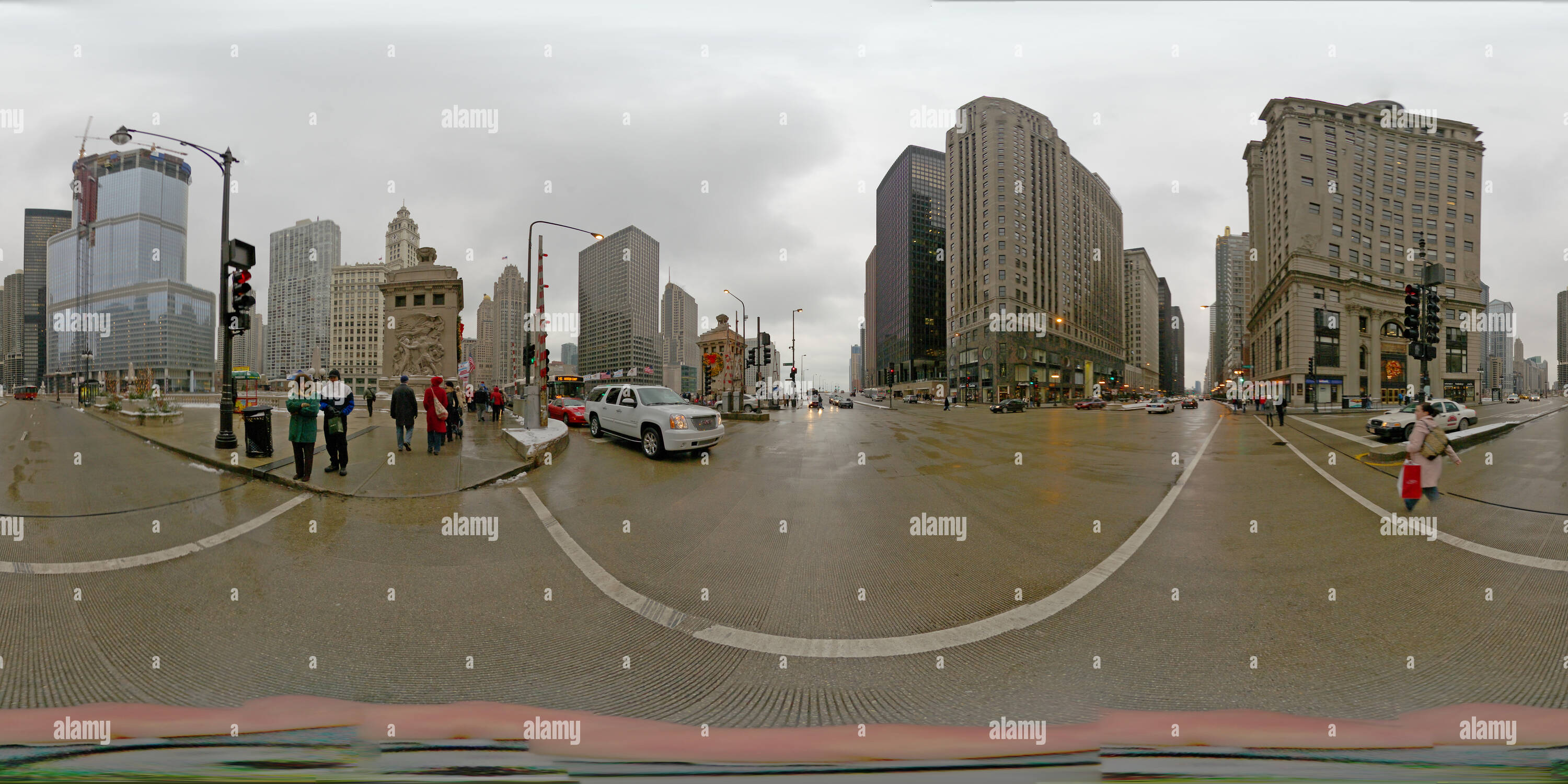 360° view of Michigan Avenue / Upper Wacker Dr - Alamy