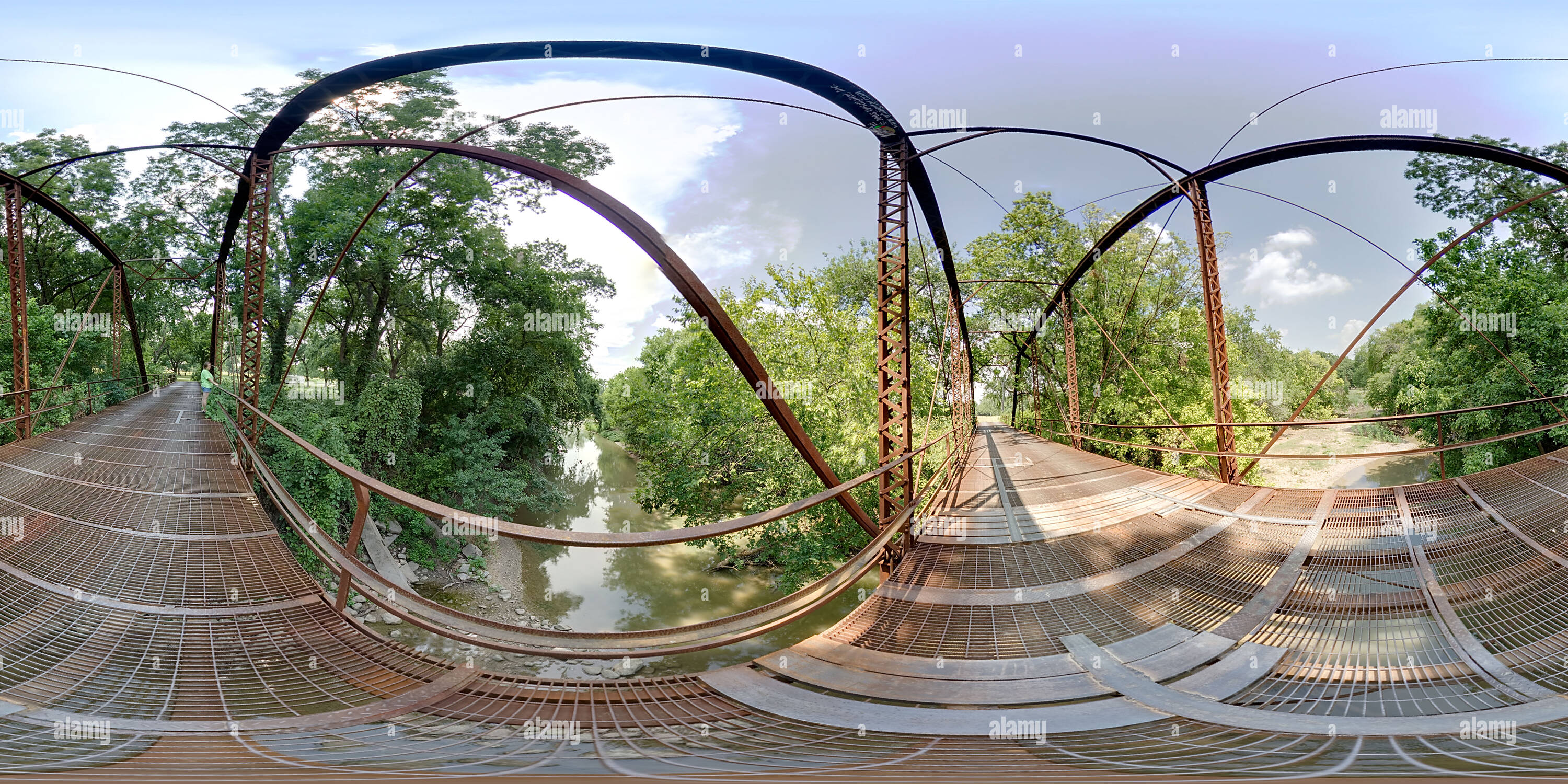 360° view of Apache Bridge in Texas - Alamy