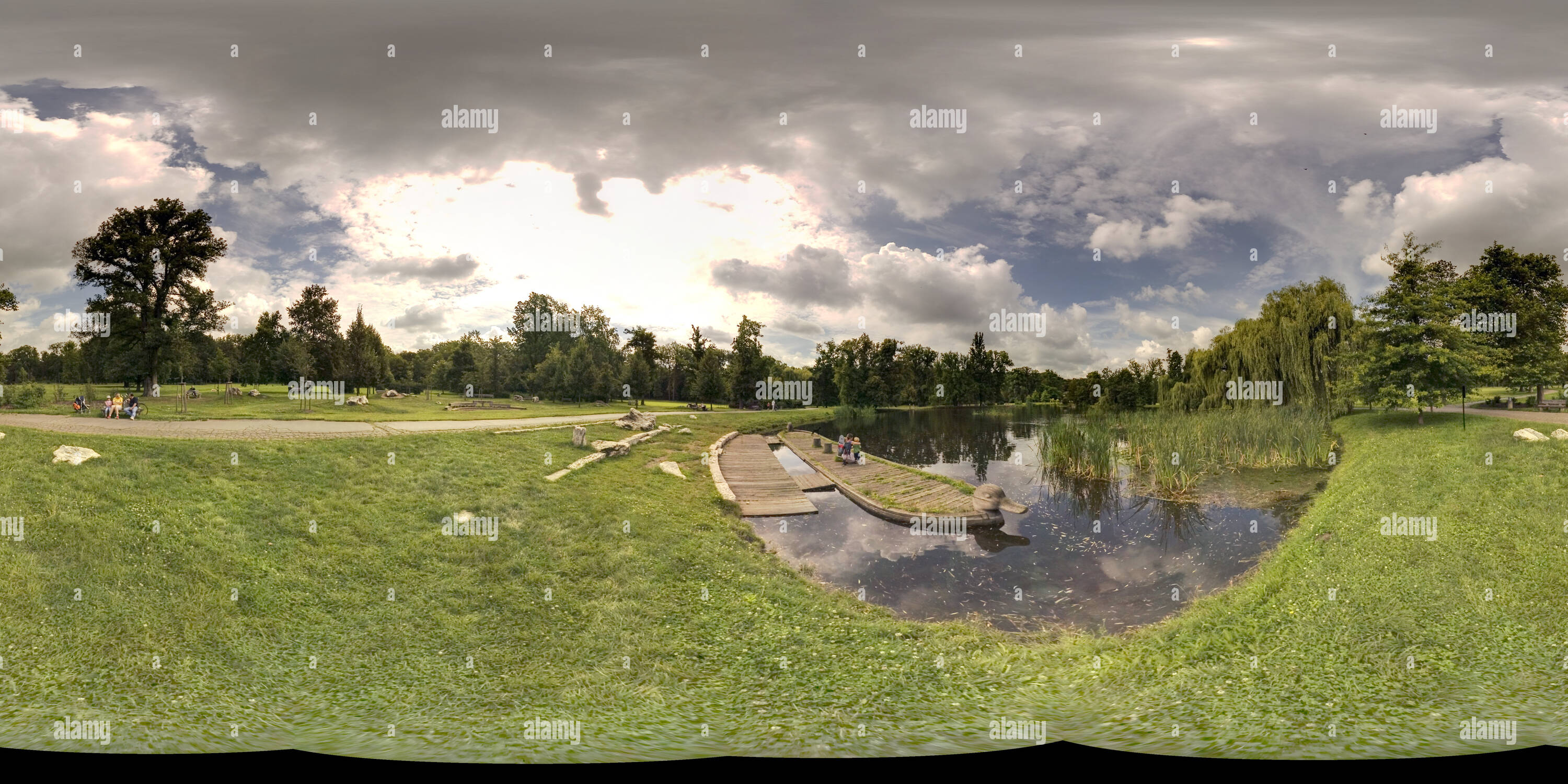 360° view of Pond in Stromovka Park 3 - Alamy