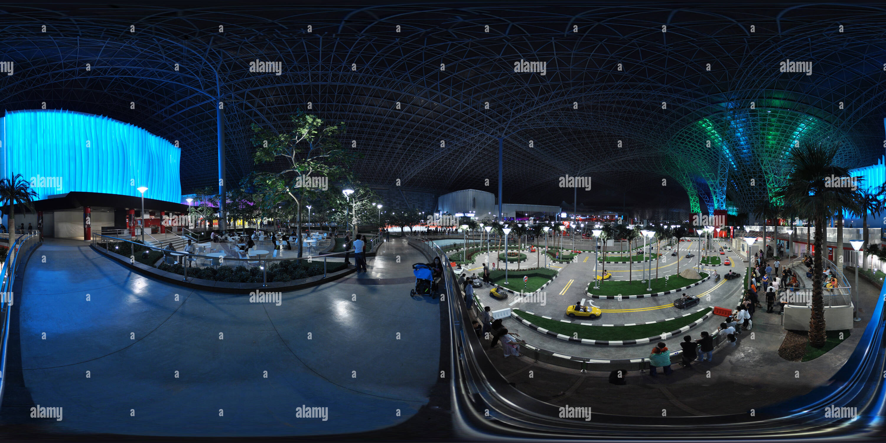 360° view of Children Racing Car - Alamy