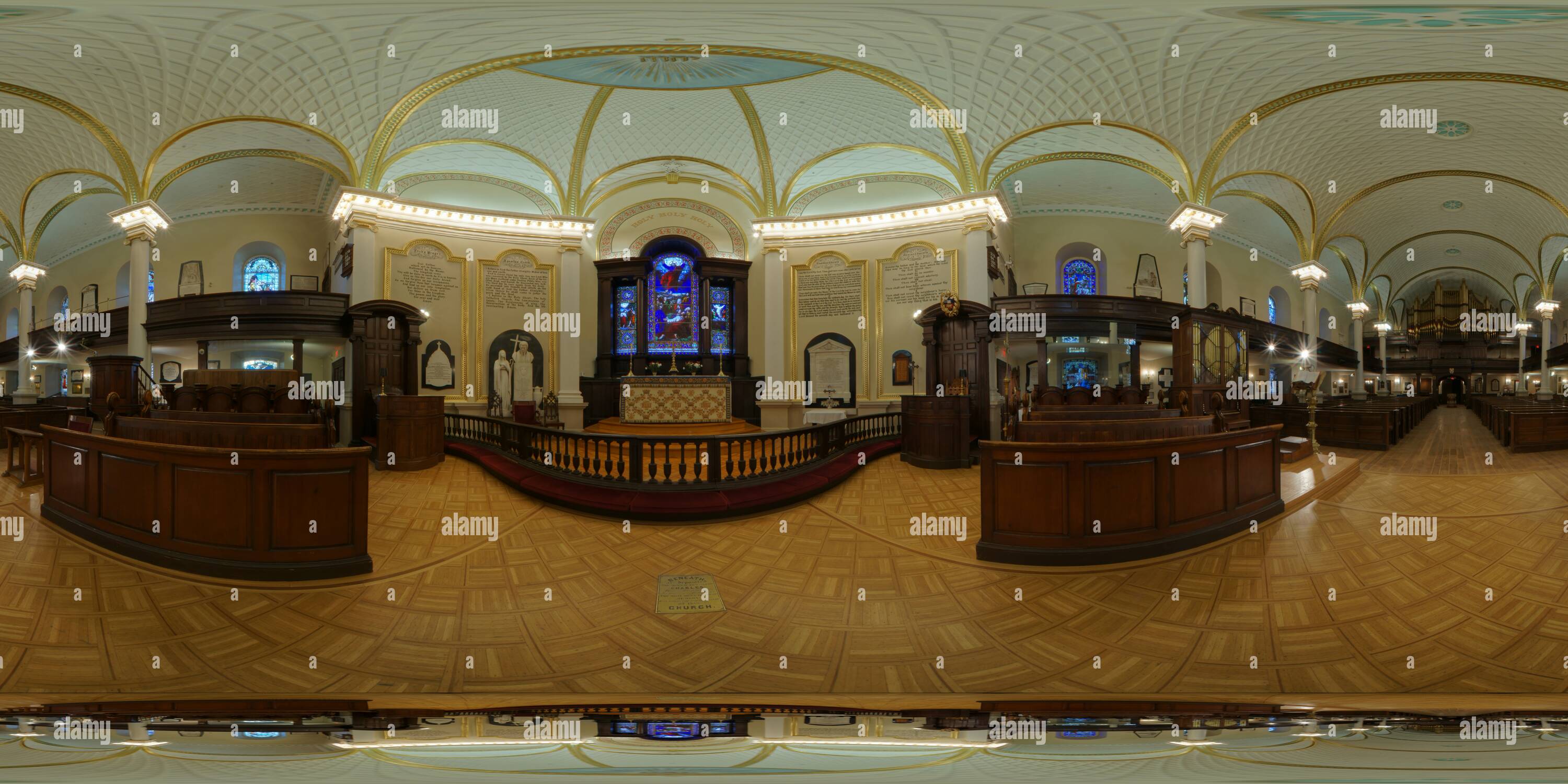 360° view of Holy Trinity Cathedral - Alamy
