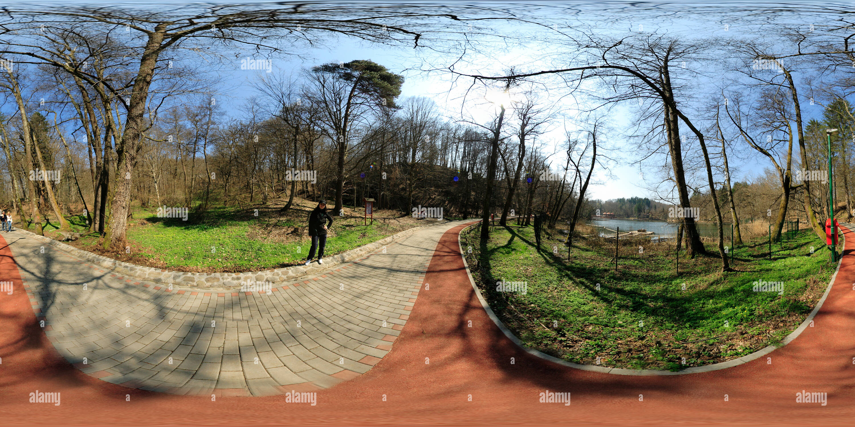 360° view of walkway around bear lake in sovata - Alamy