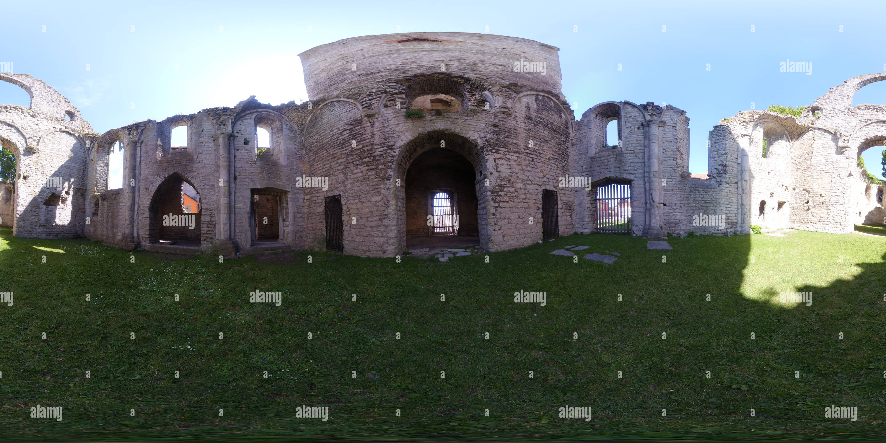 360° view of From inside the ruins of St. Trinitatis - Alamy