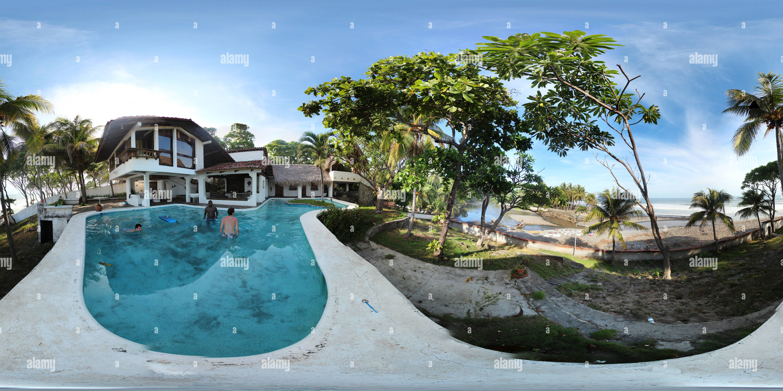 360° view of El Tunco beach - Alamy