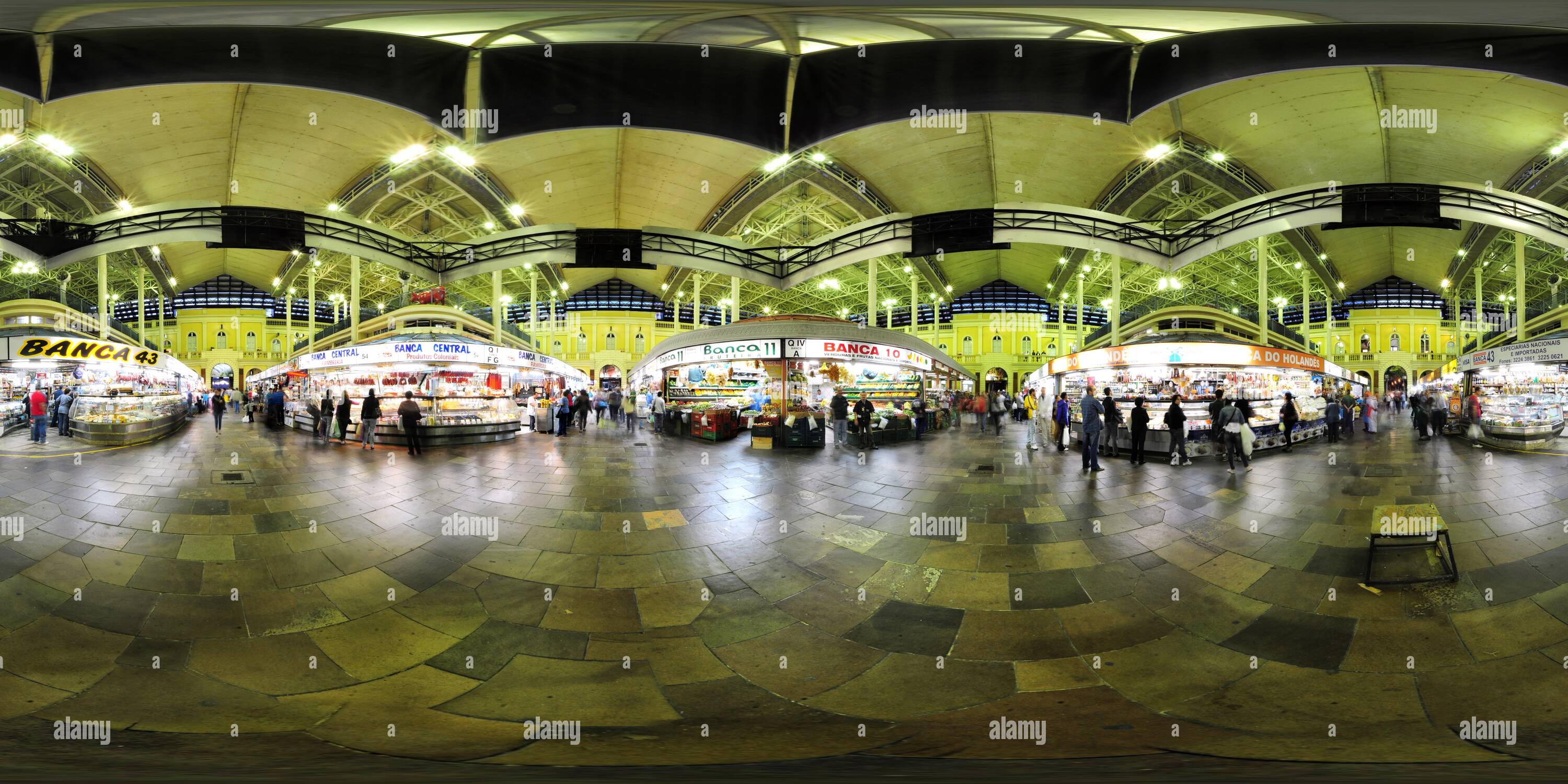 Mercado publico hi-res stock photography and images - Alamy