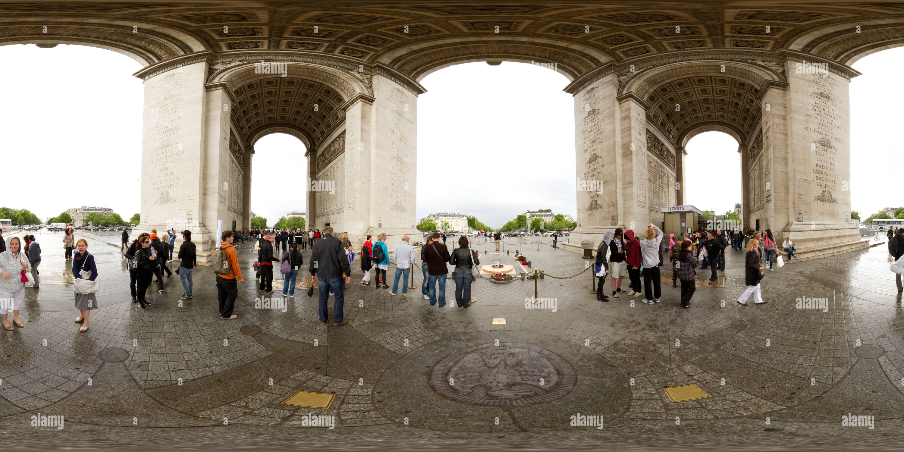 360° view of 01 Arc De Triomphe - Alamy