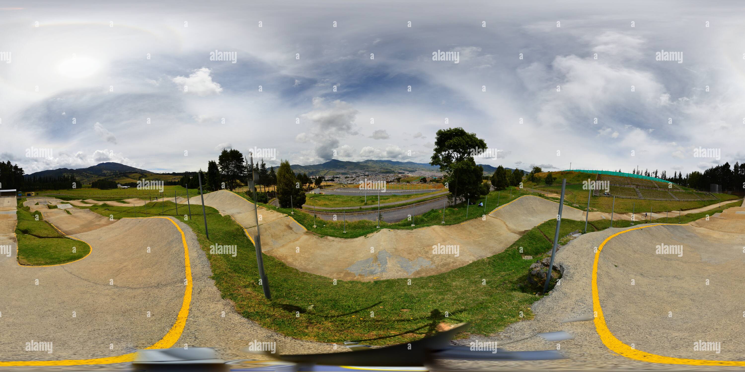 360° view of Complejo Deportivo La Pastusidad - Pasto - Volcán Galeras ...