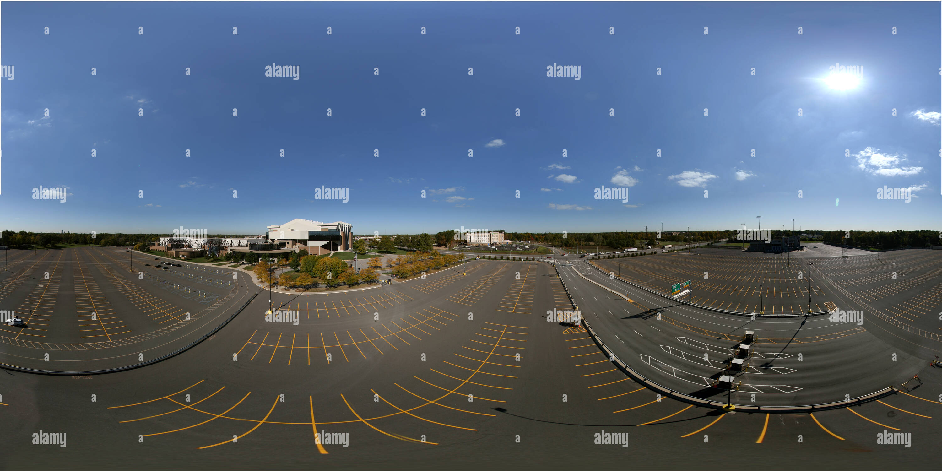 360° view of War Memorial Coliseum - Alamy
