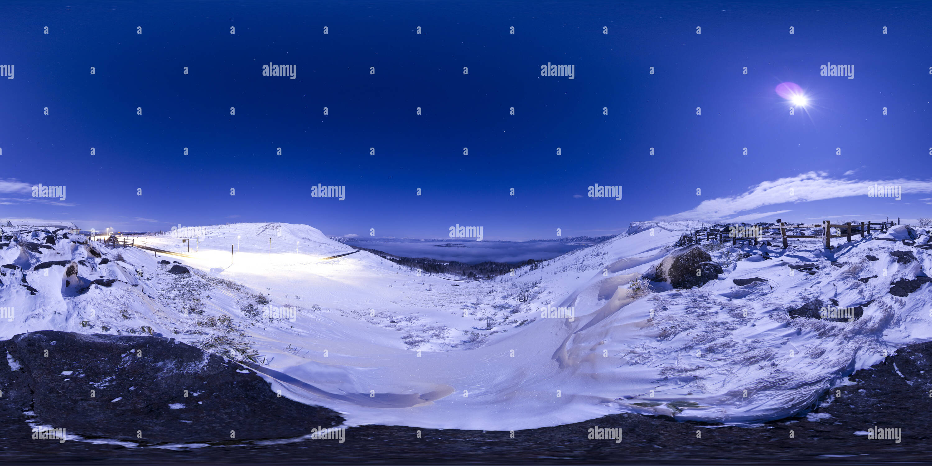 360° view of The peak of a moonlight night - Alamy