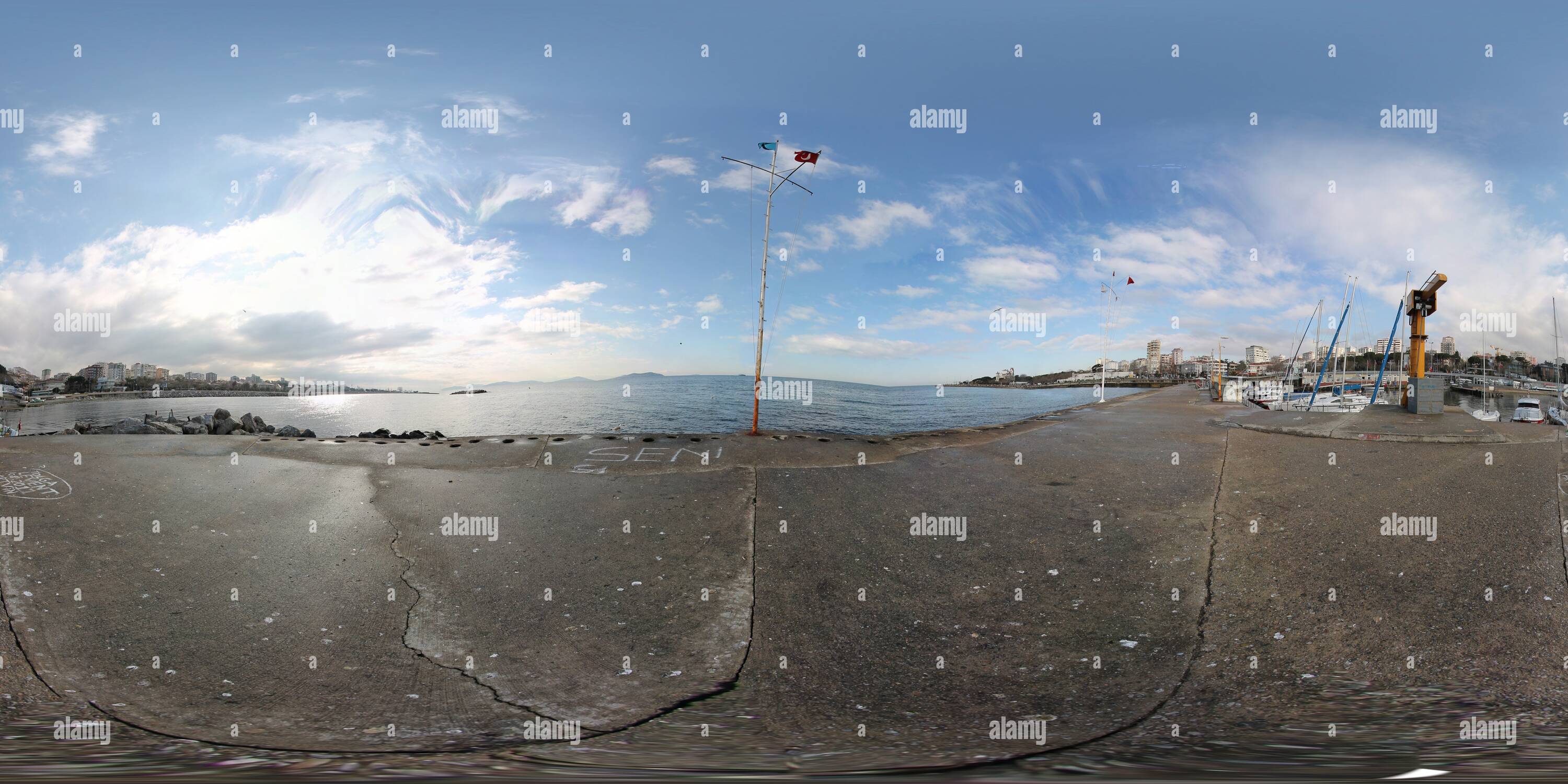 360° view of Another sunday morning by the sea - Alamy