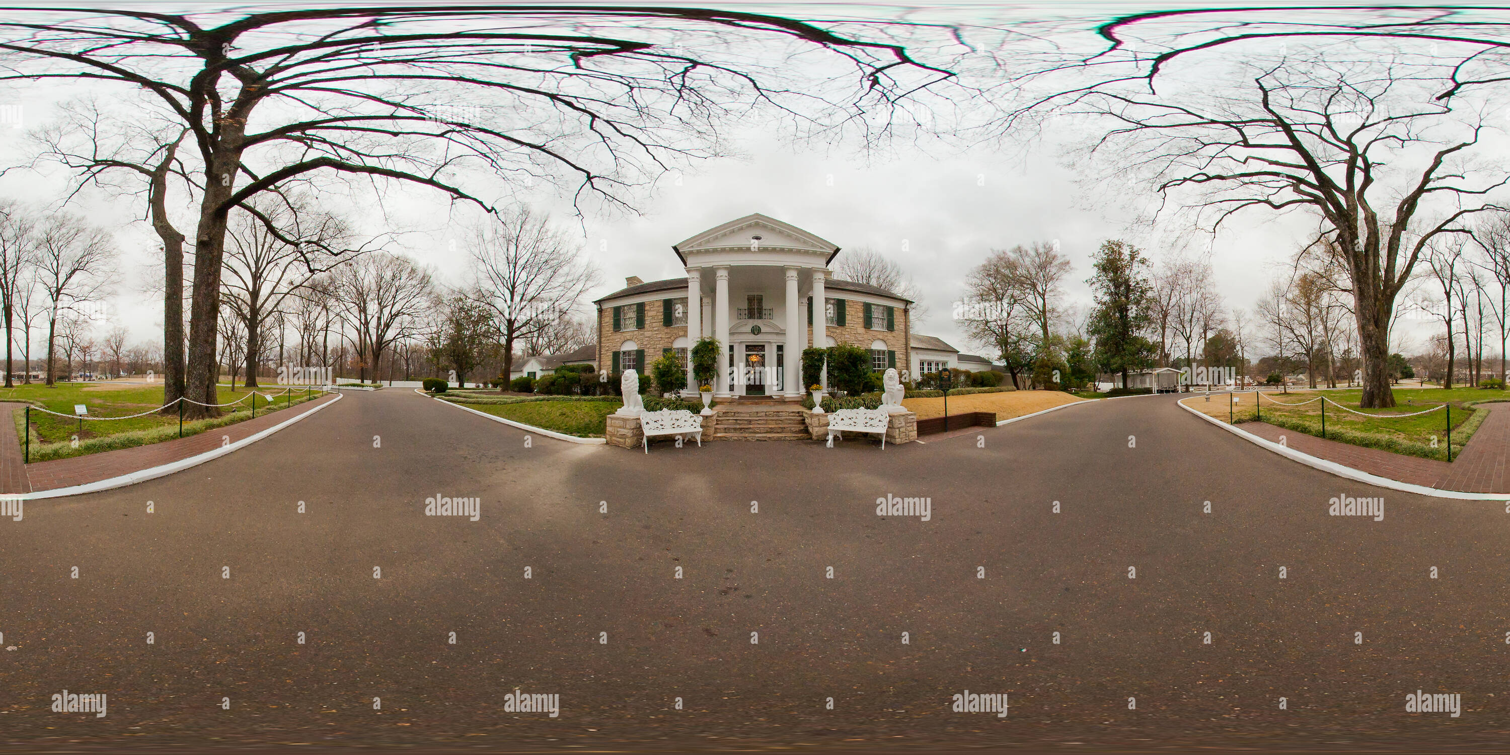 360° view of Elvis Presley Mansion Front Exterior - Alamy