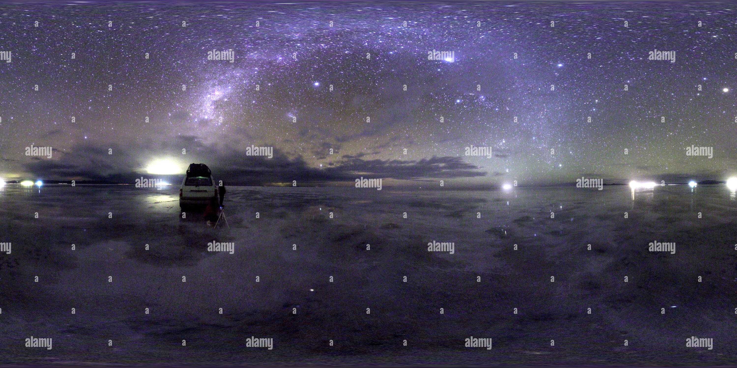 360 View Of Uyuni Salt Lake Stars Gush Mizukagami Alamy