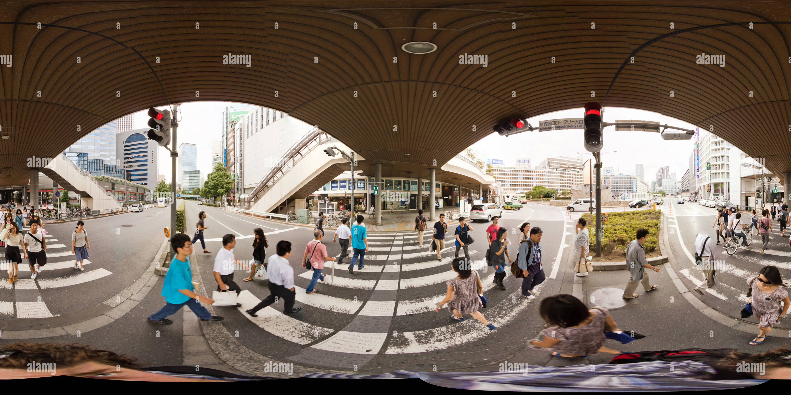 360° view of Walking around in Tokyo in September - 3 - Alamy