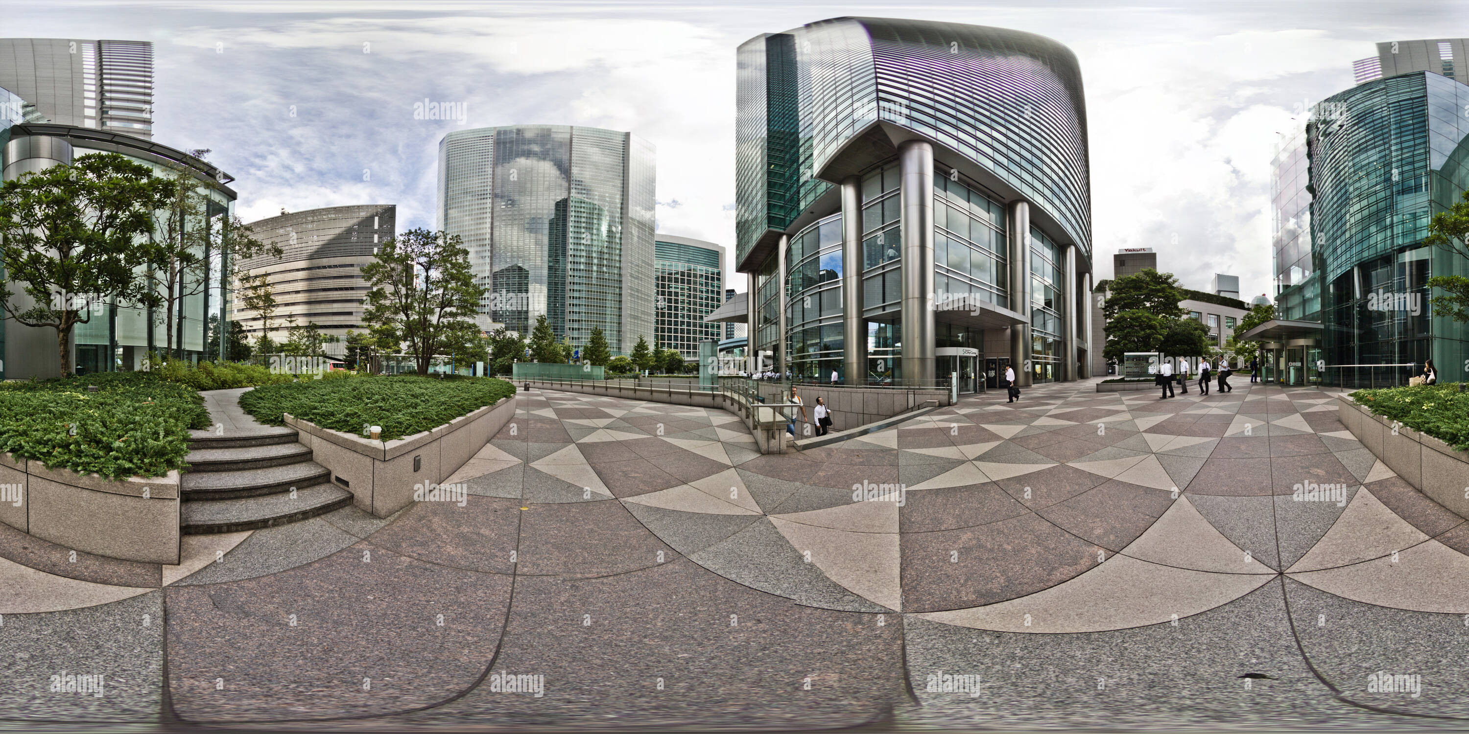 360° view of Walking around in Tokyo in September - 27 - Alamy
