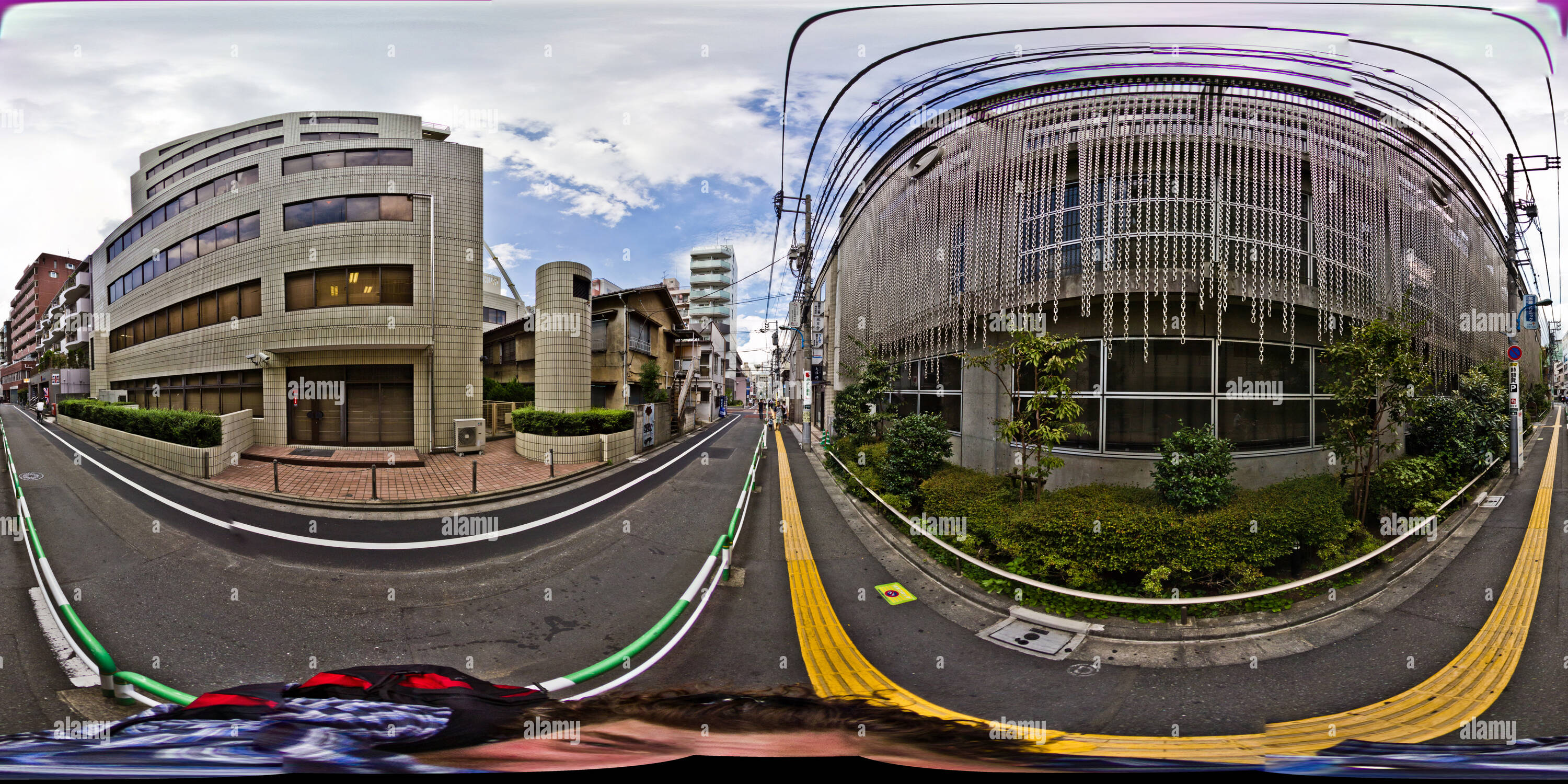 360° view of Walking around in Tokyo in September - 30 - Alamy