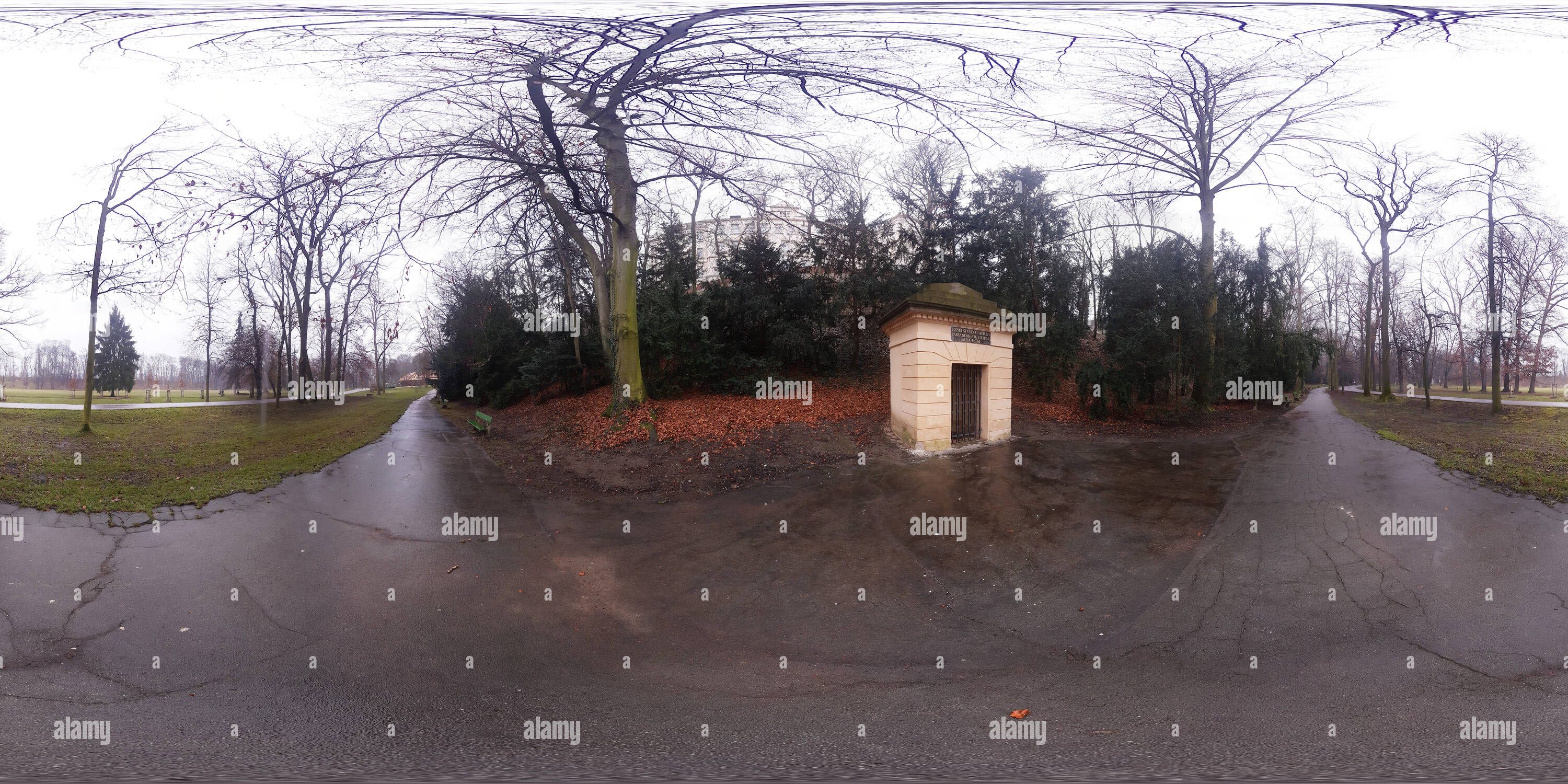 360° view of A Small Well in Stromovka - Alamy