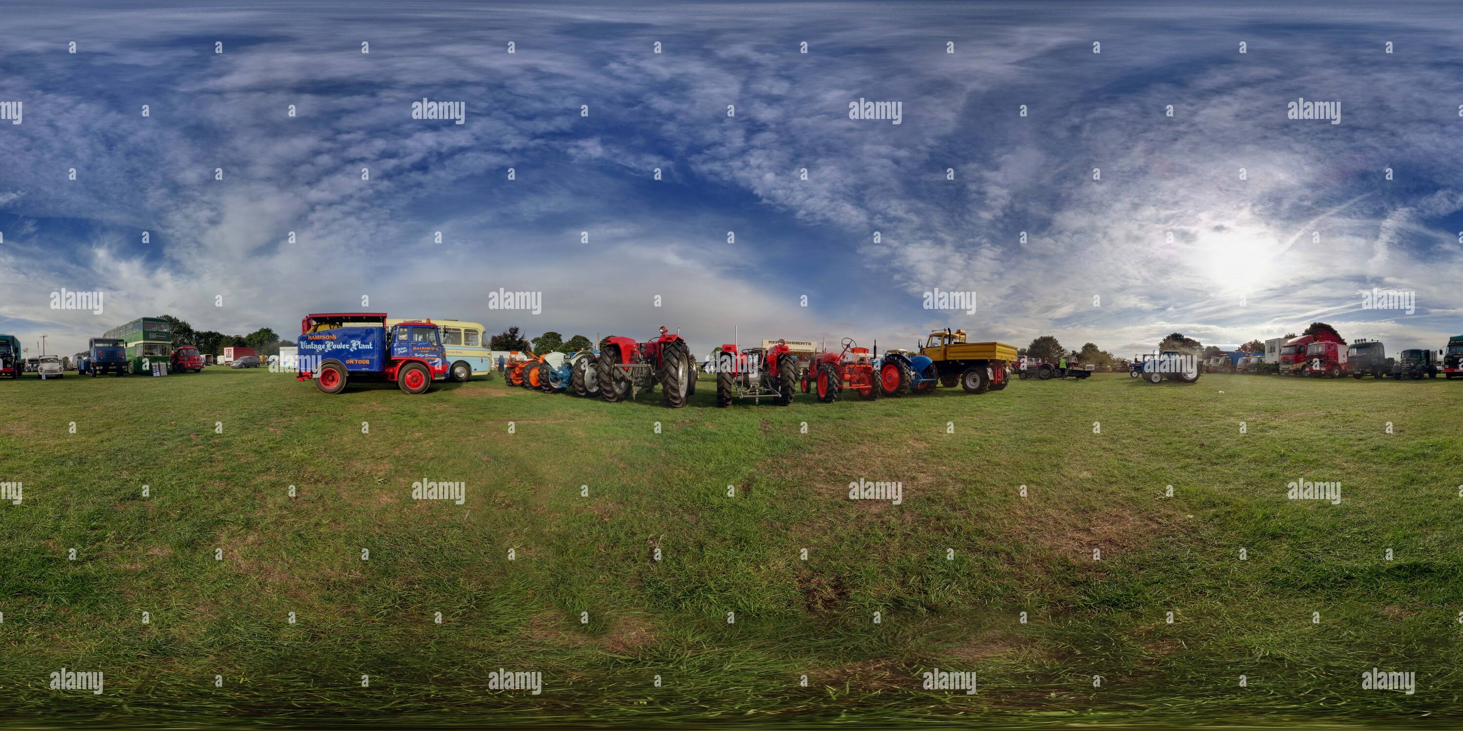 360° view of Trucks and Tractors - Alamy