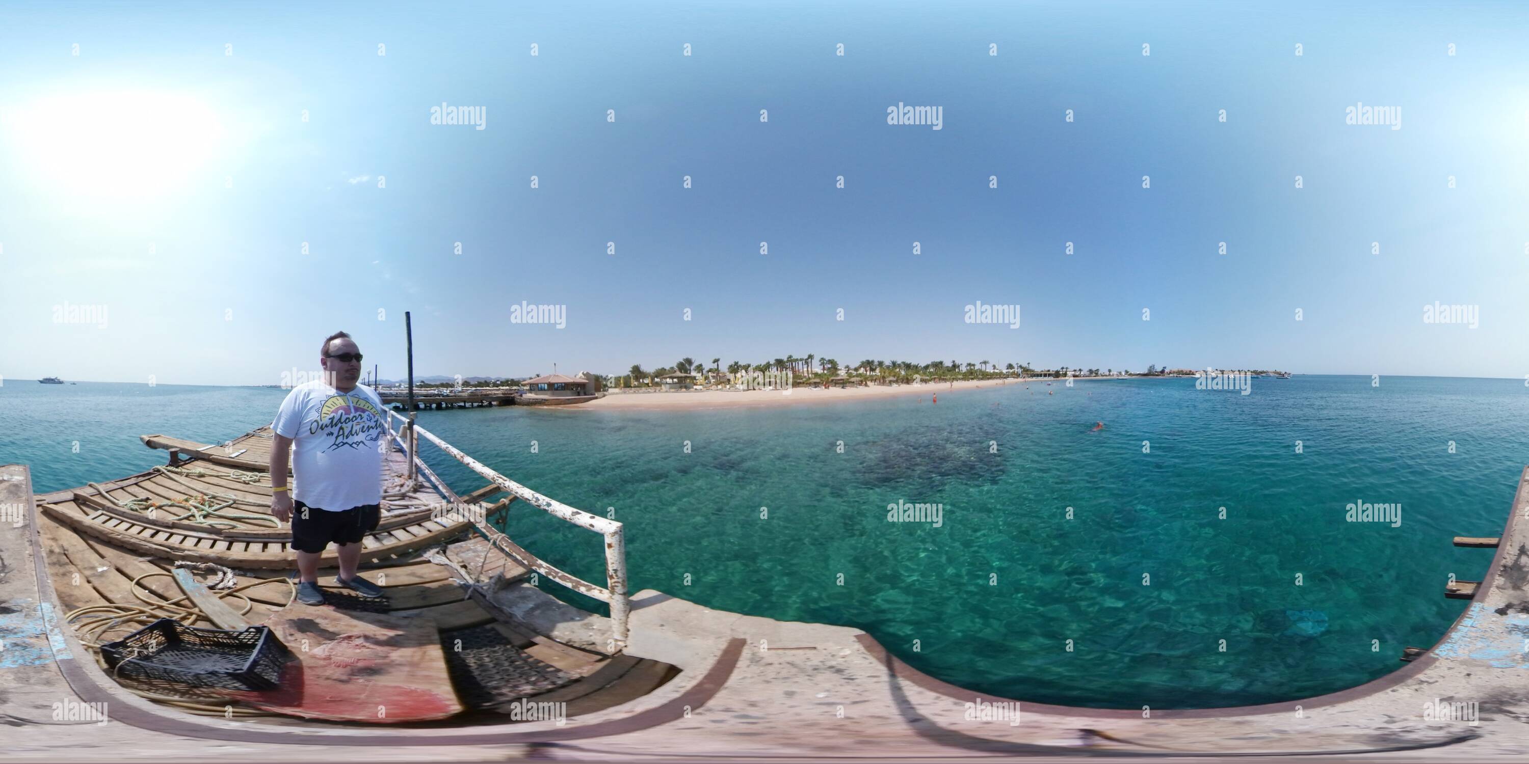 360° view of Lotus Bay Safaga Bootsausleger - Alamy